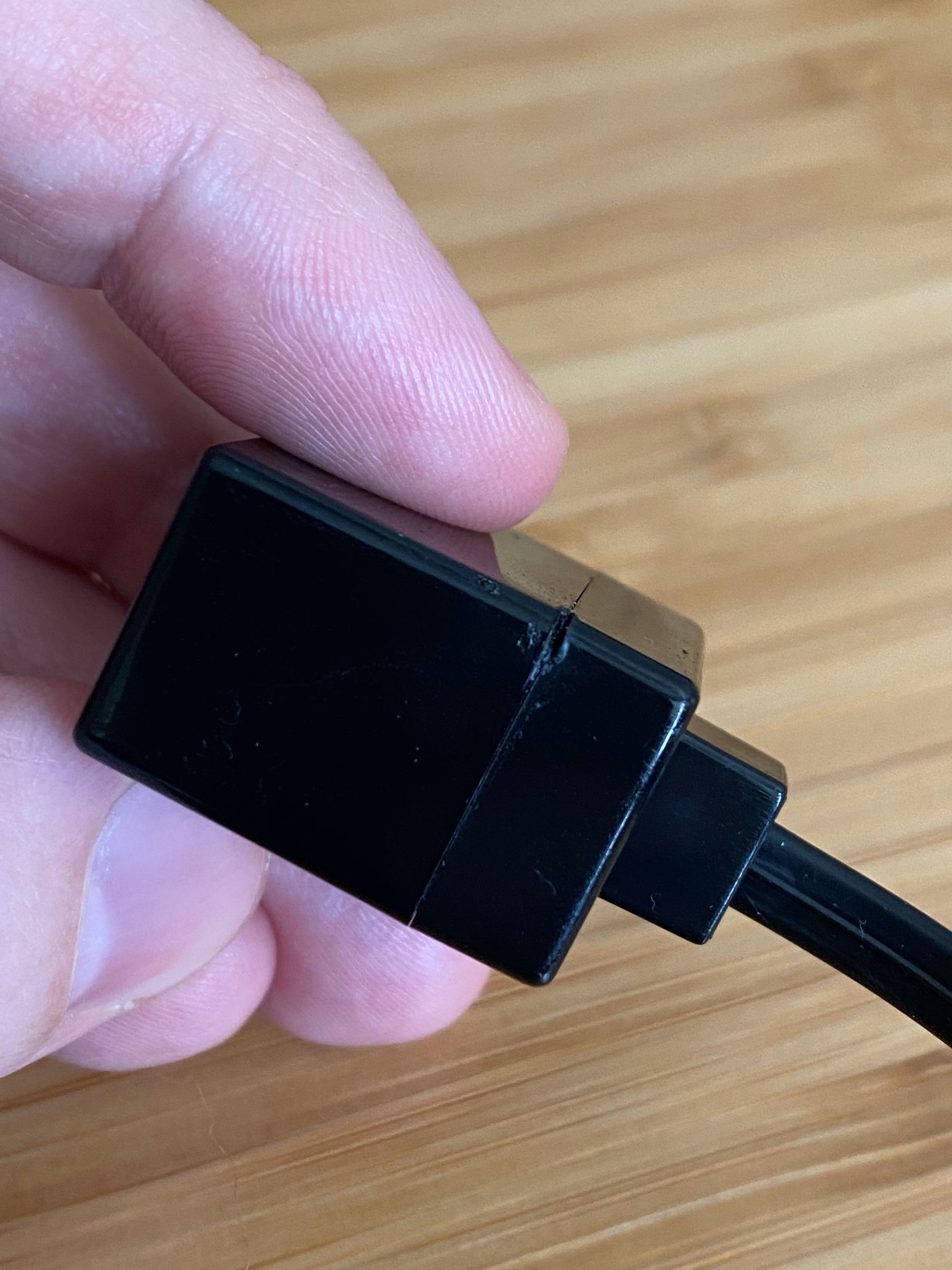 Apple M0110 Keyboard Crossover Adapter : 3 Steps (with Pictures ...