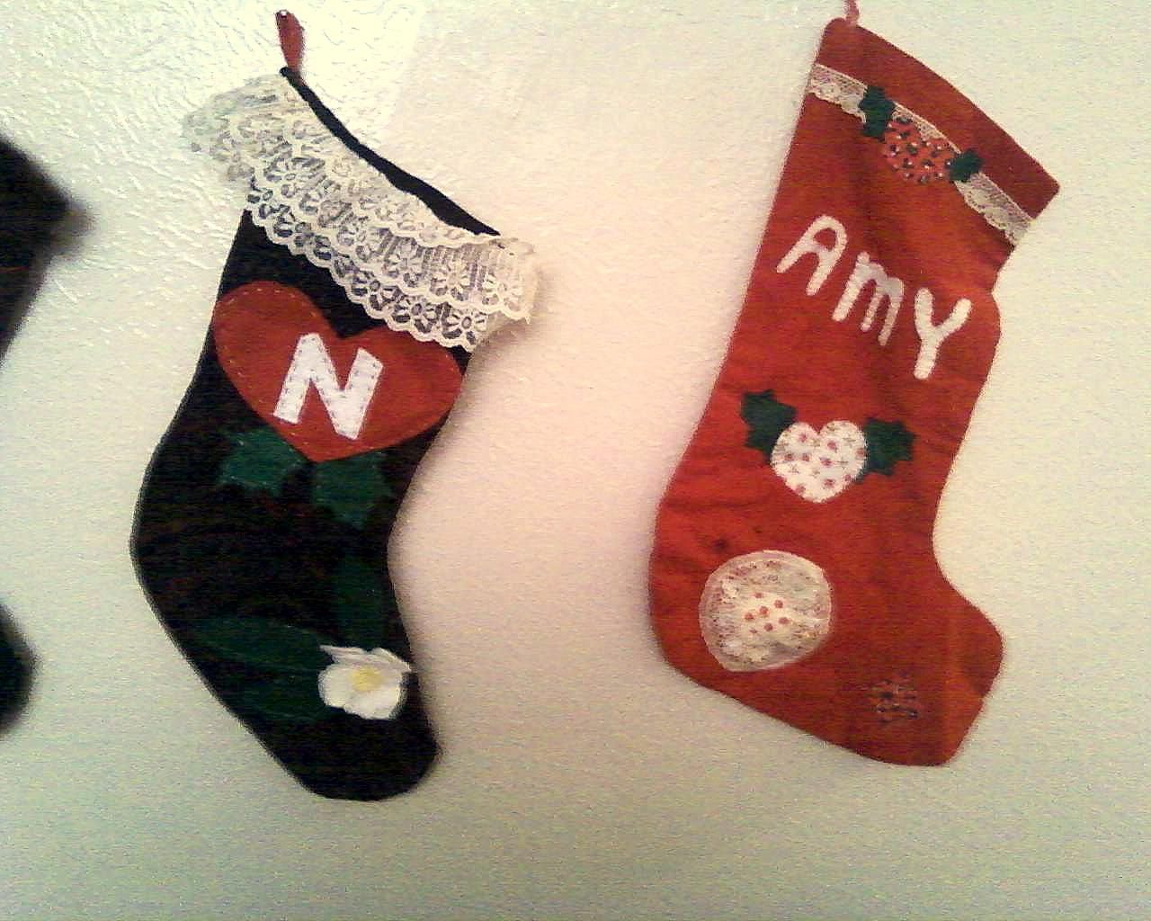 Make Your Own Creative Xmas Stockings From Felt and Scraps : 6 Steps ...