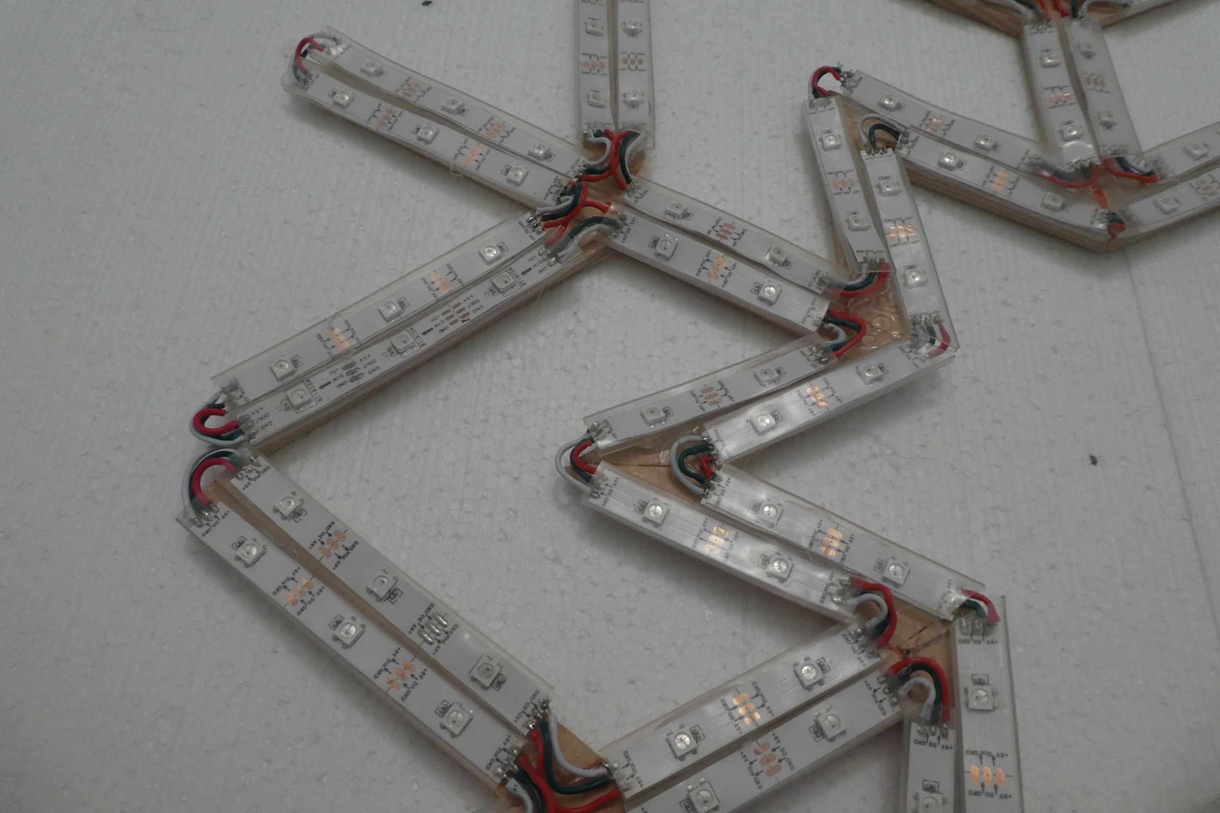 LED Strip Snowflake / Star Animations : 5 Steps - Instructables