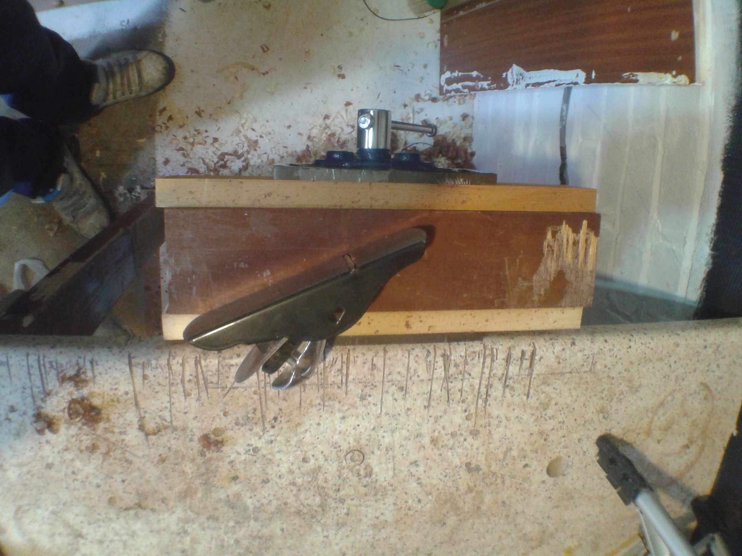 Plane Holder / Floating Shelf : 4 Steps (with Pictures) - Instructables