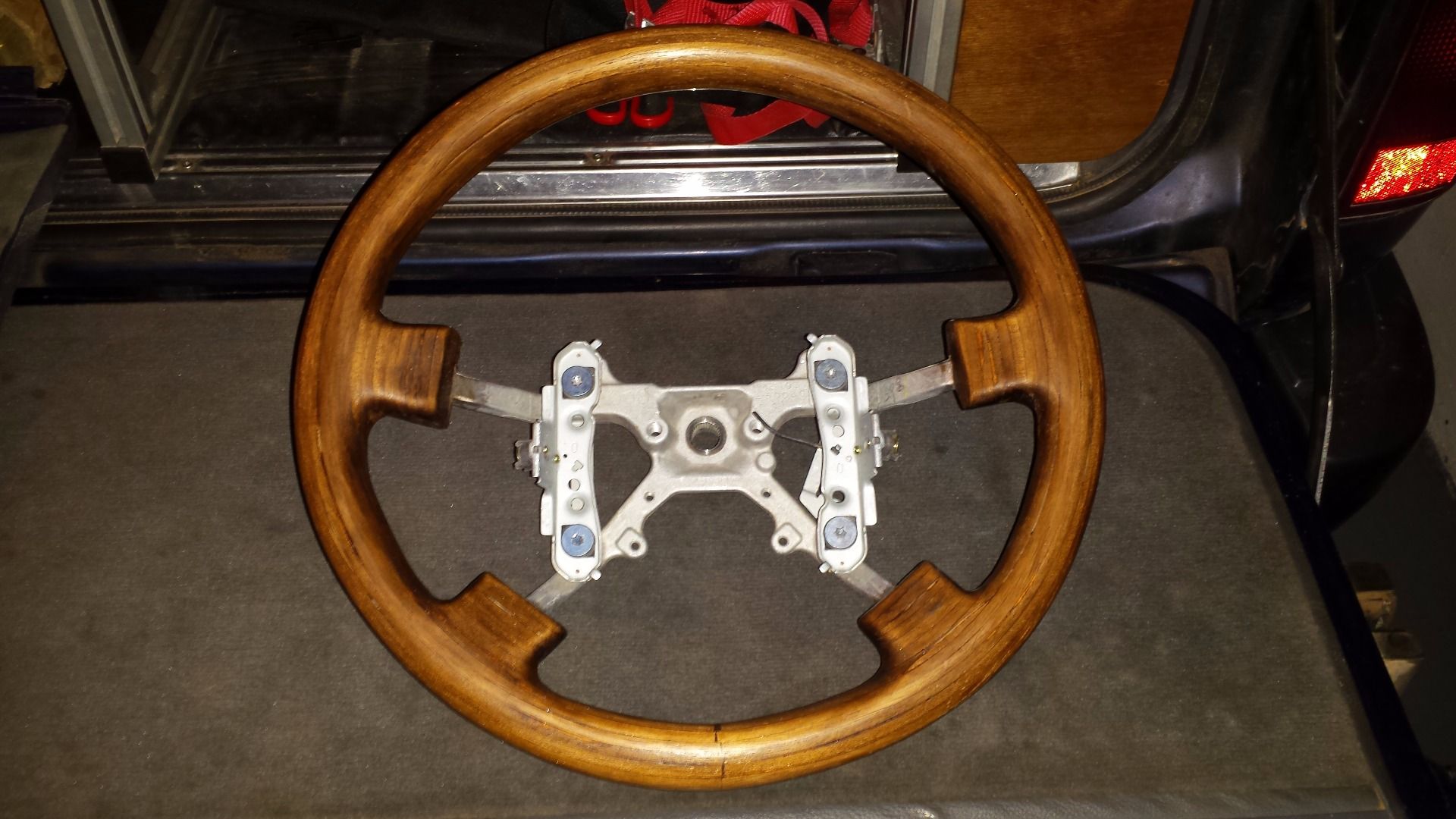 Rebuild a Steering Wheel With Wood : 15 Steps (with Pictures ...