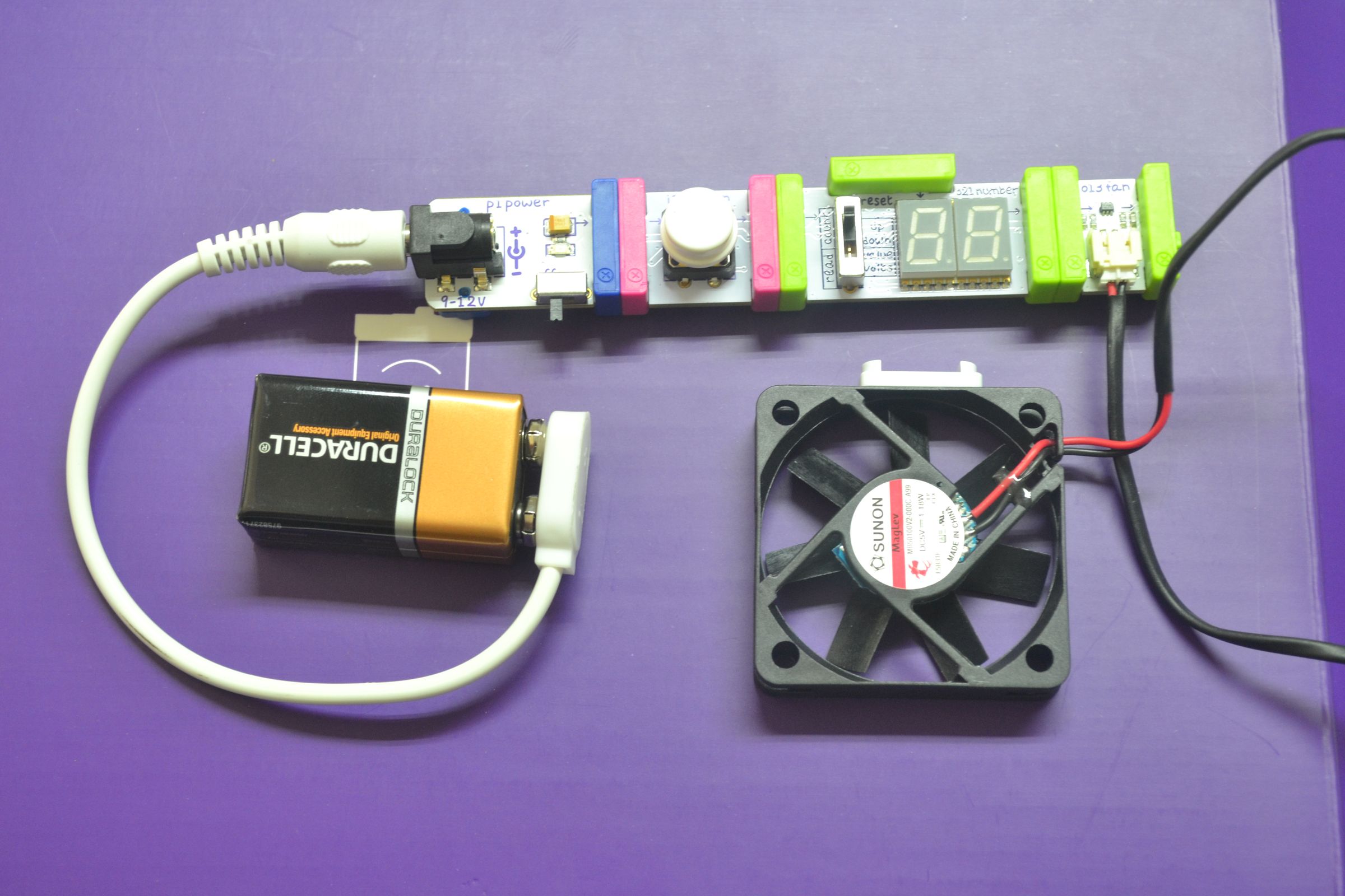 How to Make a Fan With Little Bits Accesories Controller by a Button ...