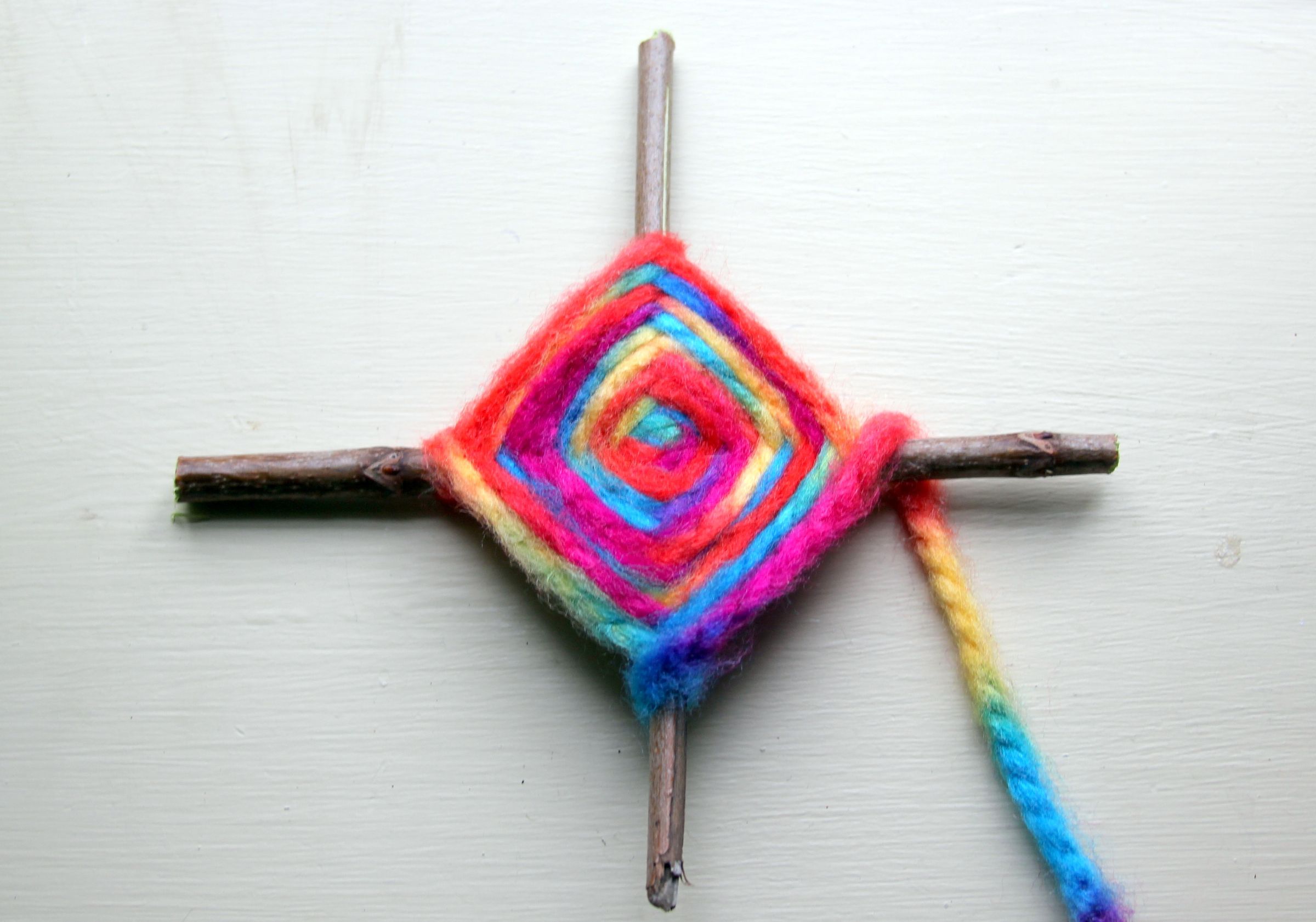 God's Eye Craft : 4 Steps (with Pictures) - Instructables