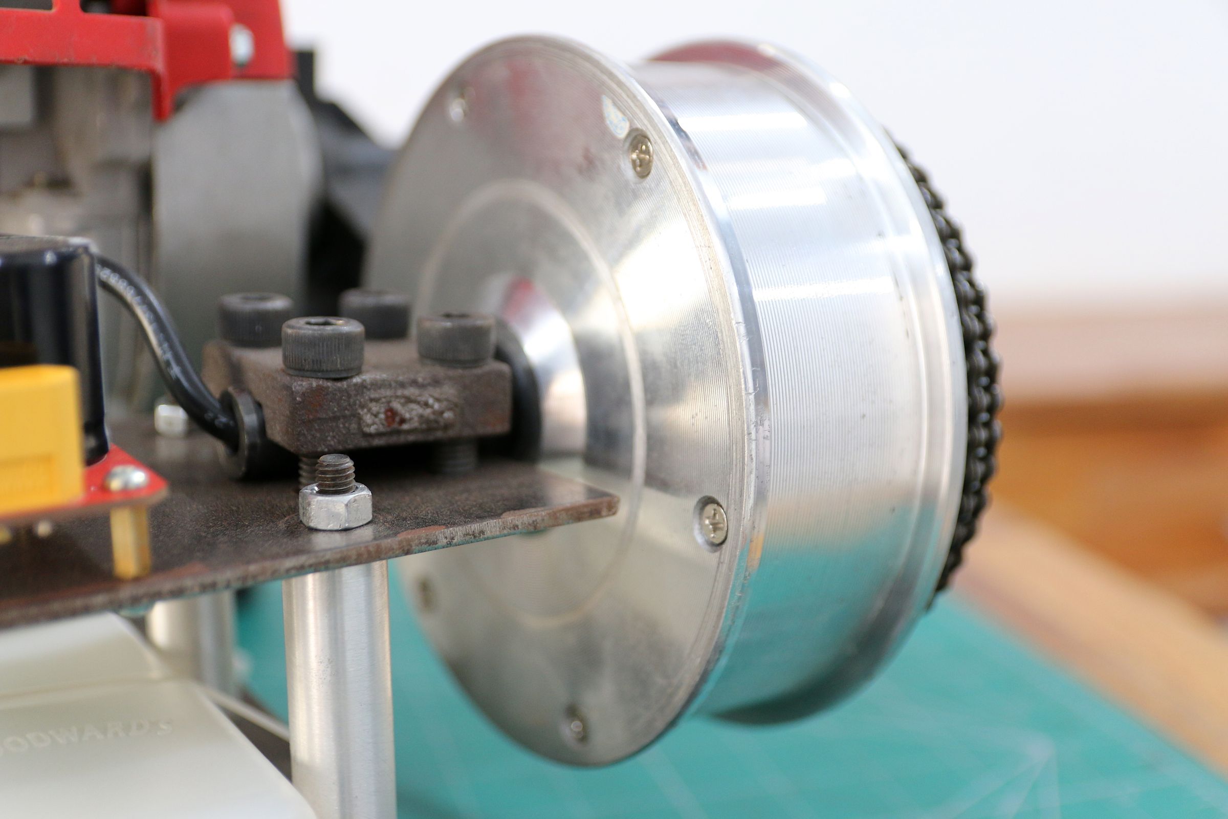 DIY Miniature Gasoline Generator : 10 Steps (with Pictures) - Instructables