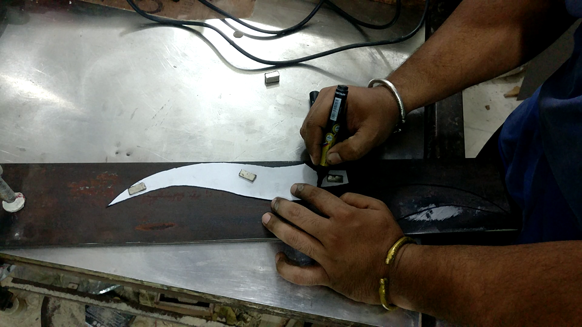 Haladie Dagger-Ancient Weapon : 16 Steps (with Pictures) - Instructables