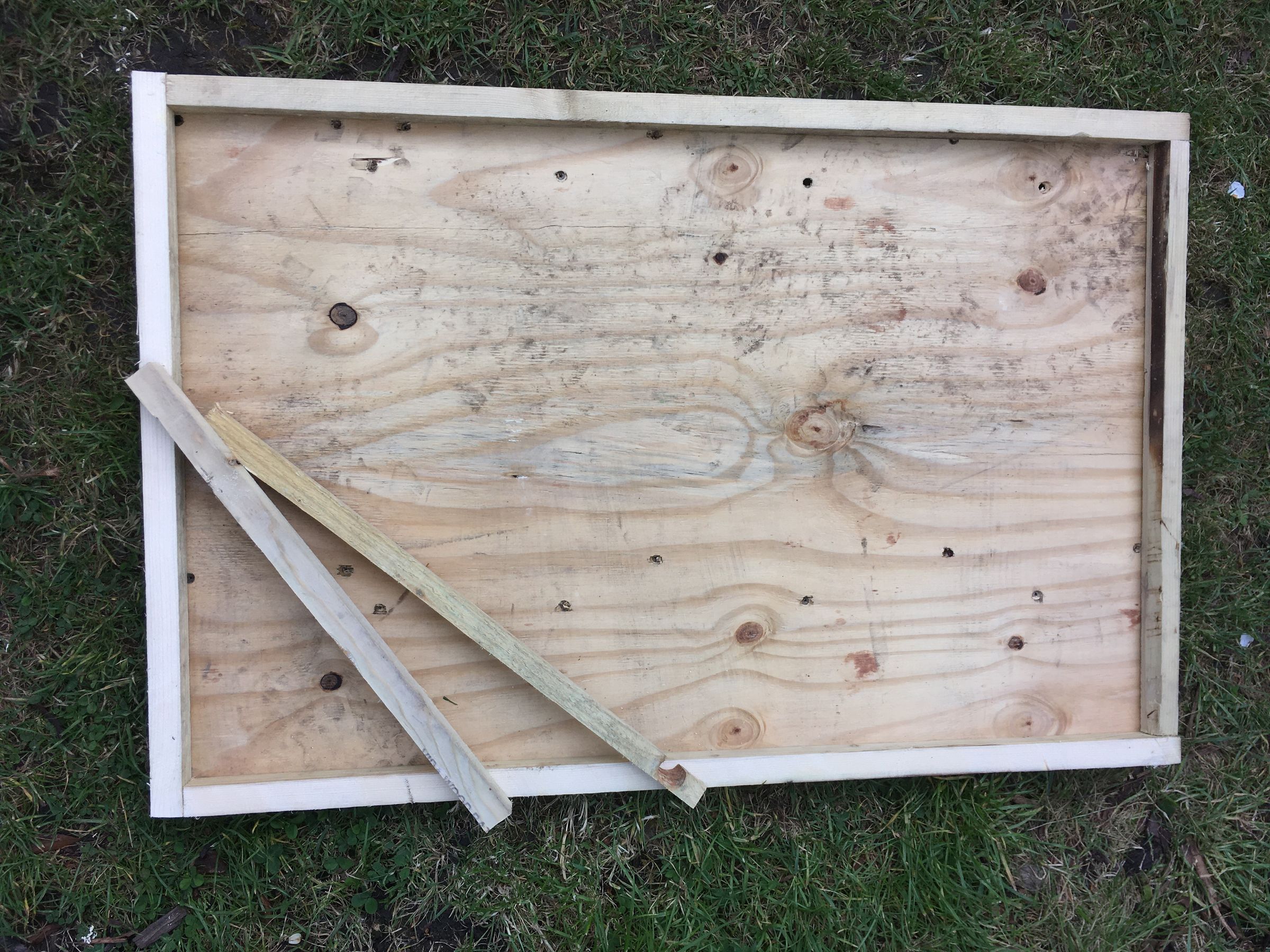 Quick & Cheap Outdoor Water Tray for Kids : 16 Steps (with Pictures ...