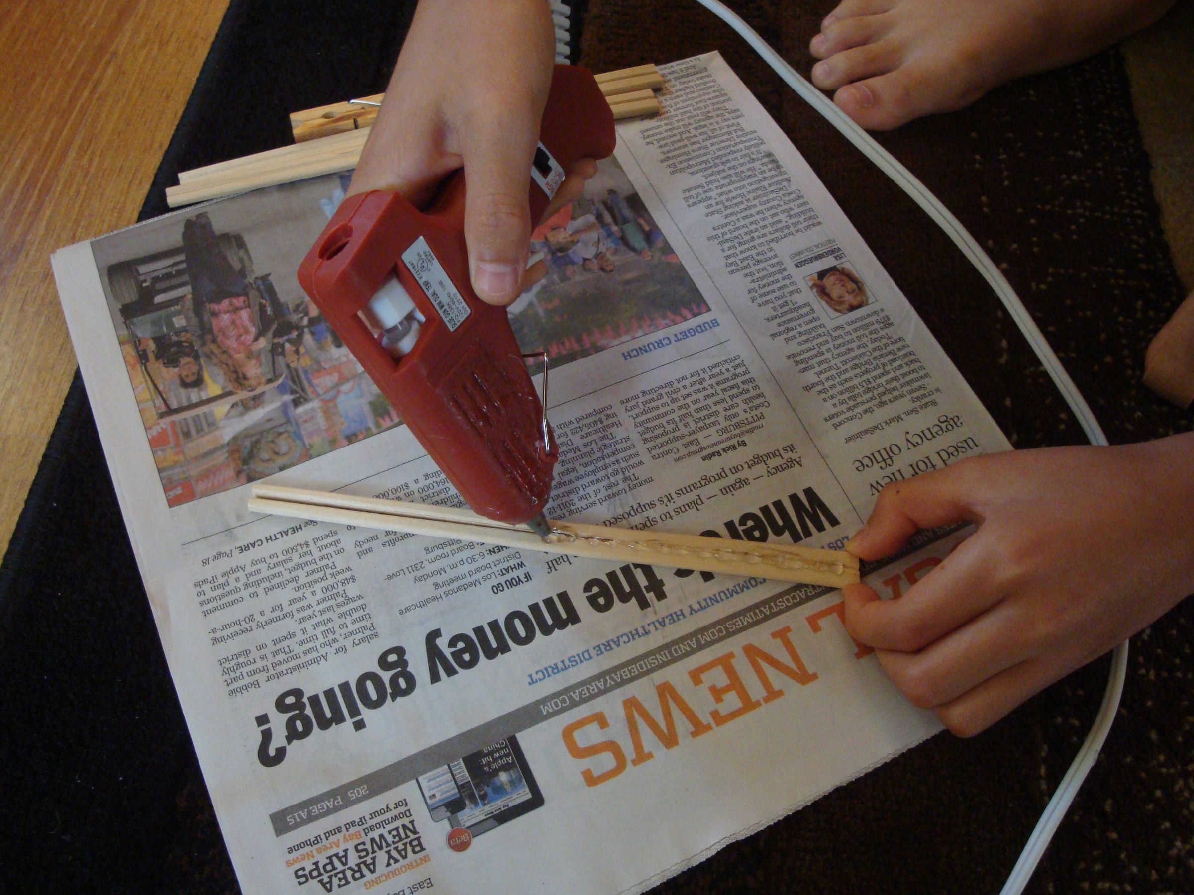 Super Simple Chopstick Rubber Band Gun : 4 Steps - Instructables