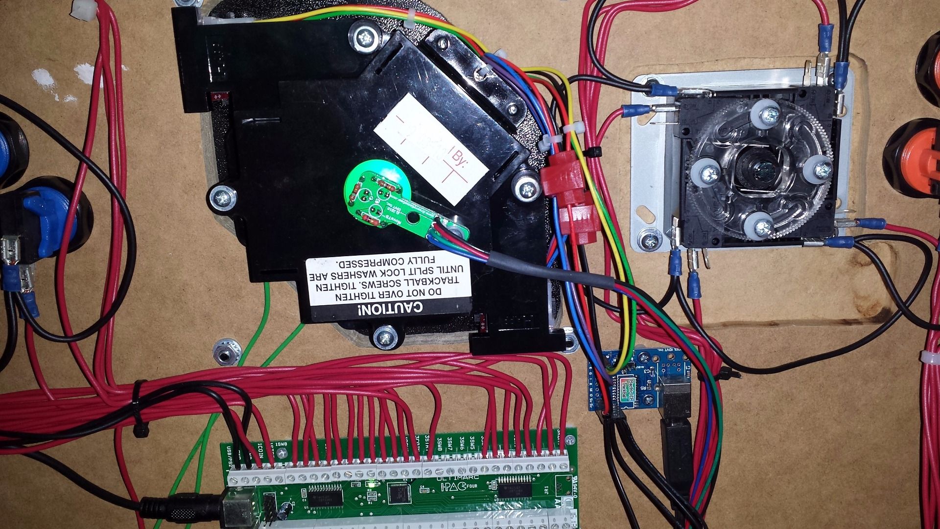 4-Player Pedestal Arcade Cabinet for MAME : 32 Steps (with Pictures ...