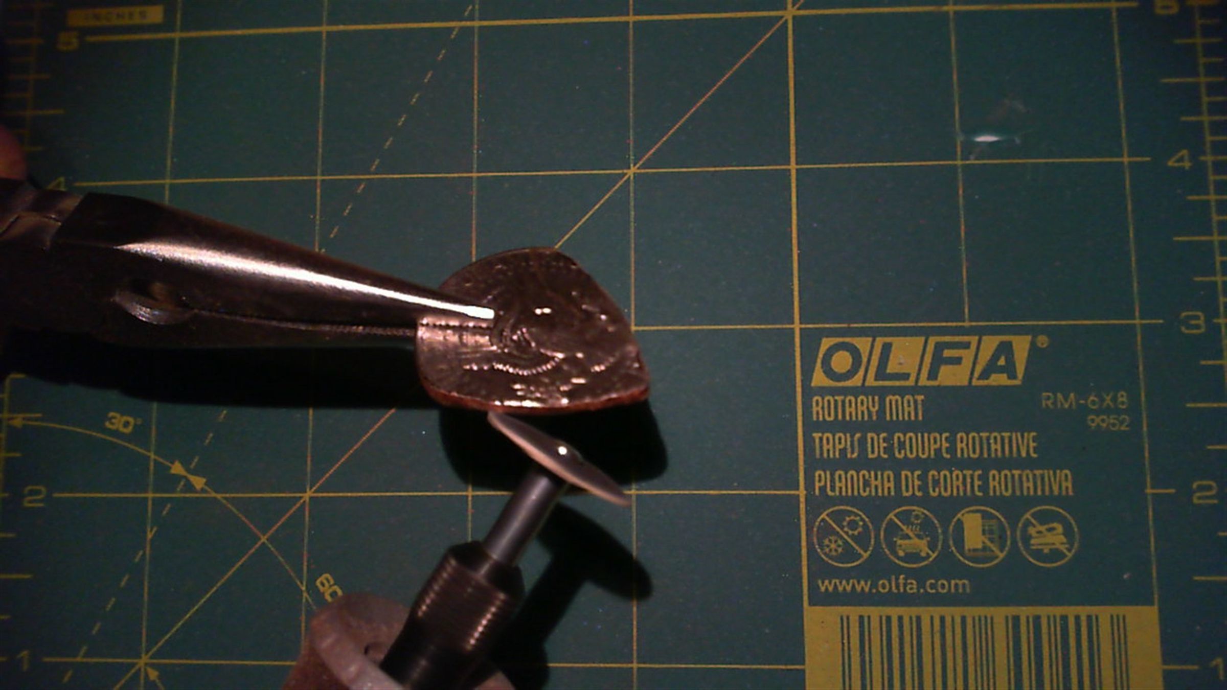 Cheap Easy Guitar Pick! : 3 Steps (with Pictures) - Instructables