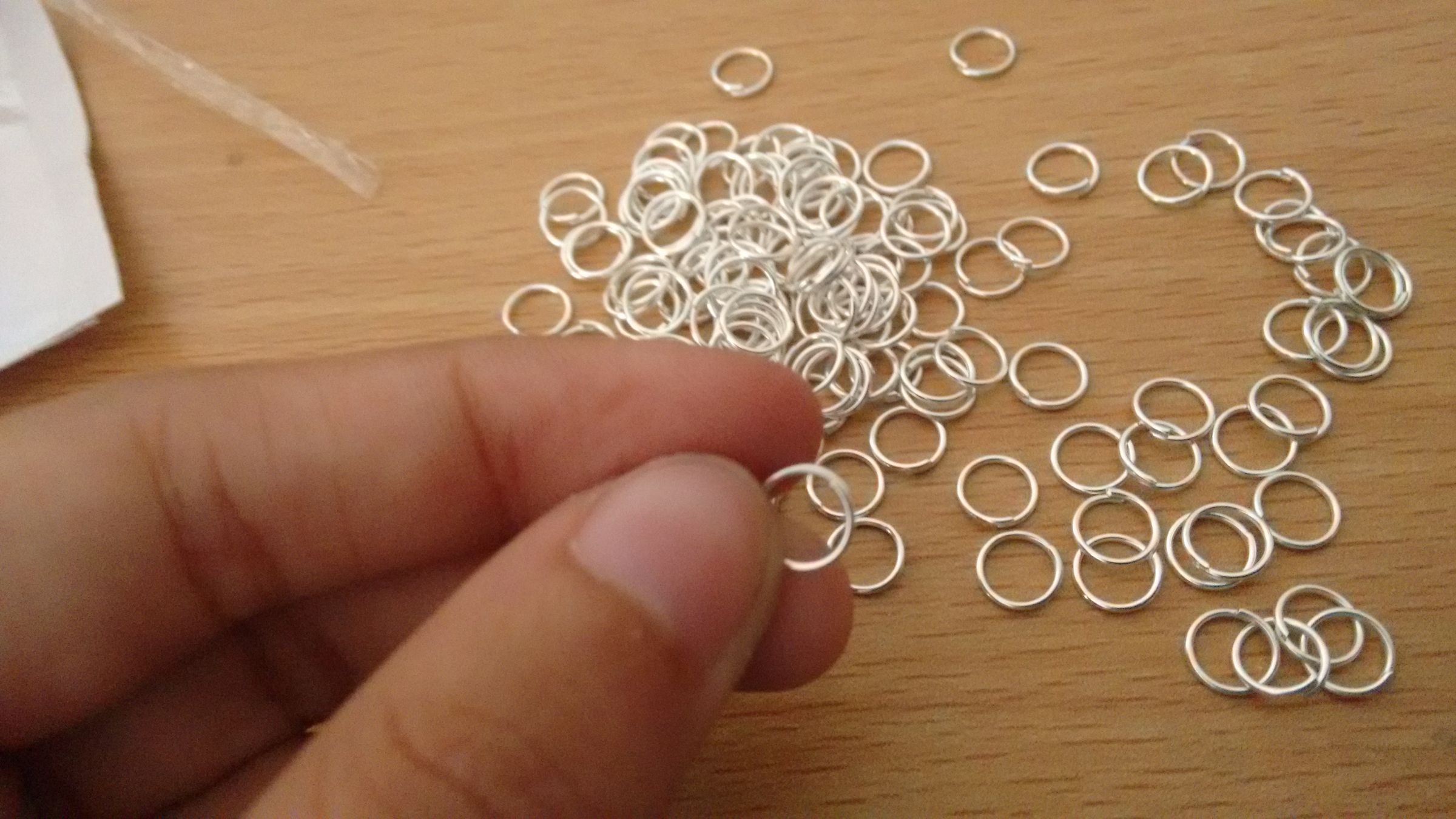 Jump-ring Bracelet : 5 Steps - Instructables