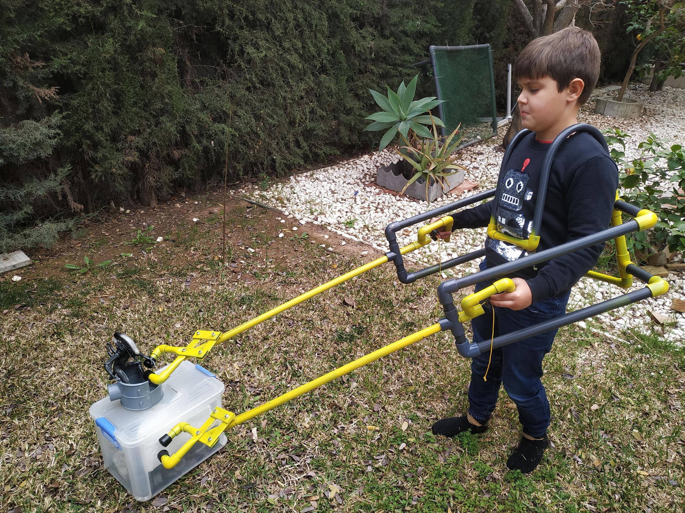 Dr. Sixtopus: a PVC Exoskeleton for Kids : 6 Steps (with Pictures ...