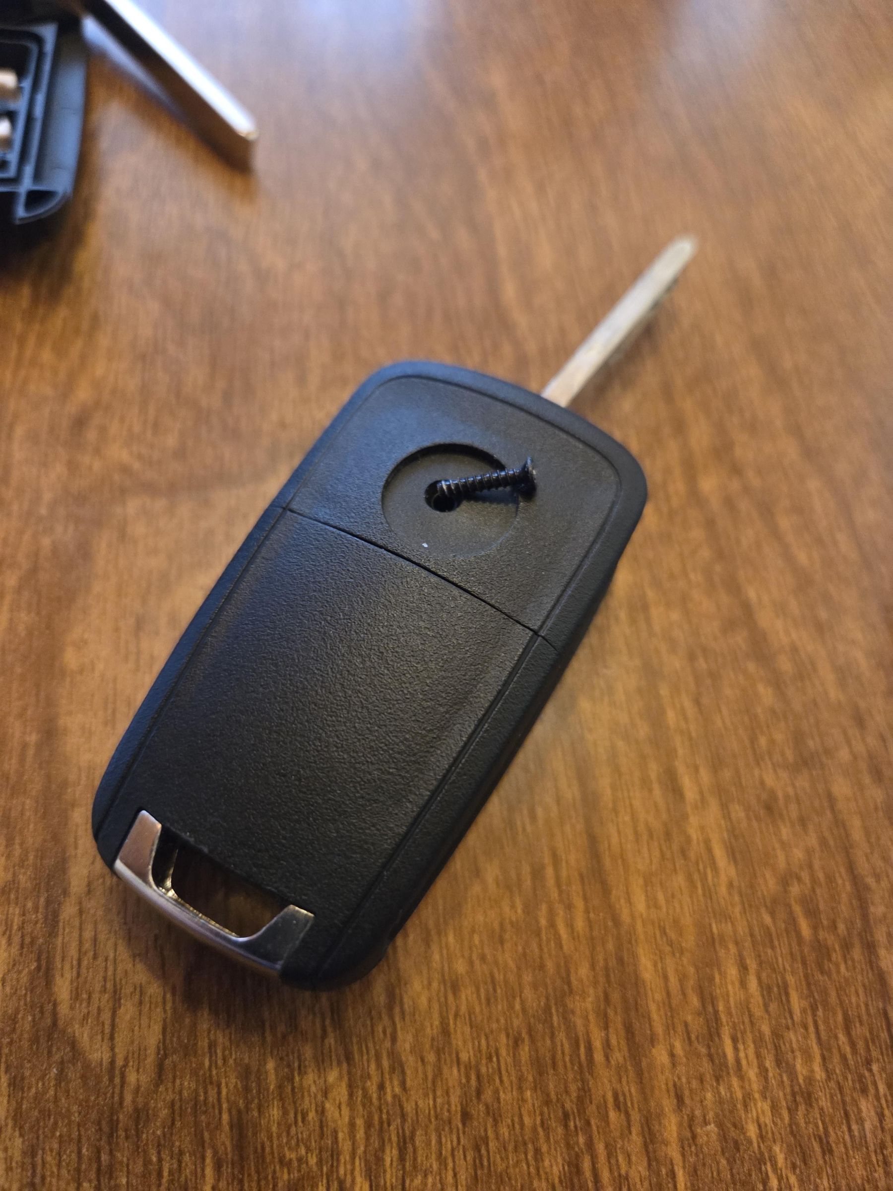 Replace Your Key Fob Shell : 5 Steps - Instructables
