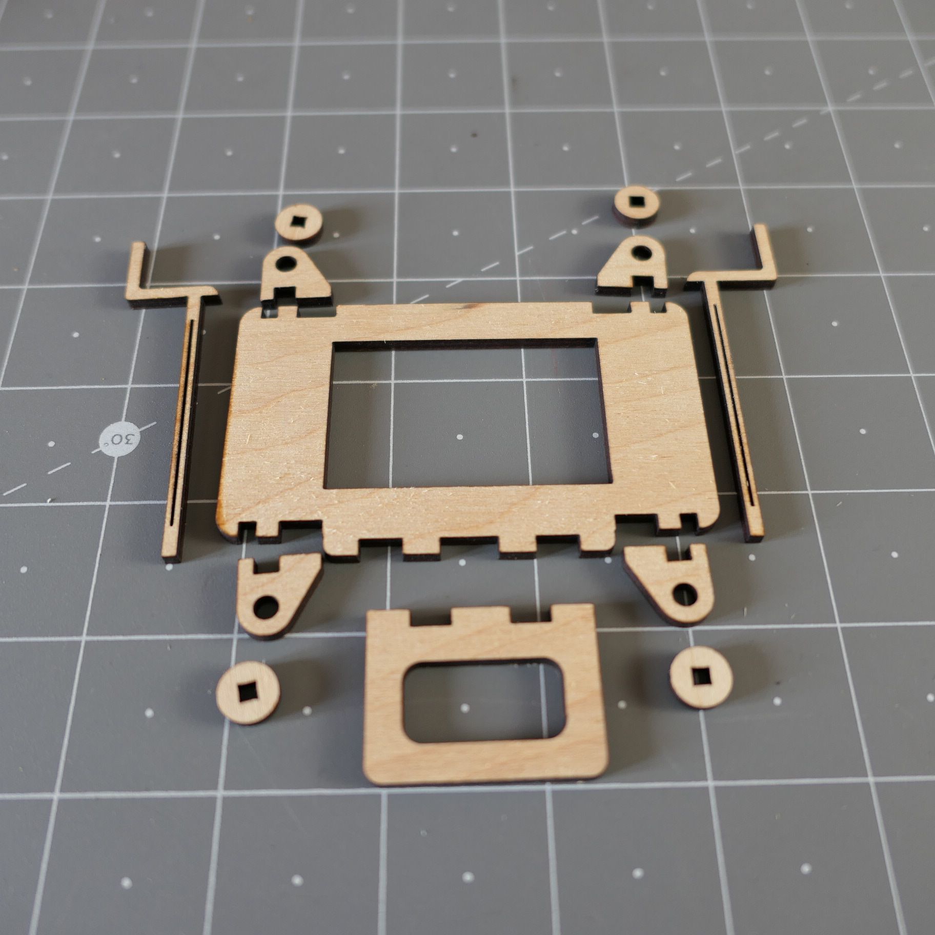 Laser Cut Crankie (moving Panorama) : 7 Steps (with Pictures ...