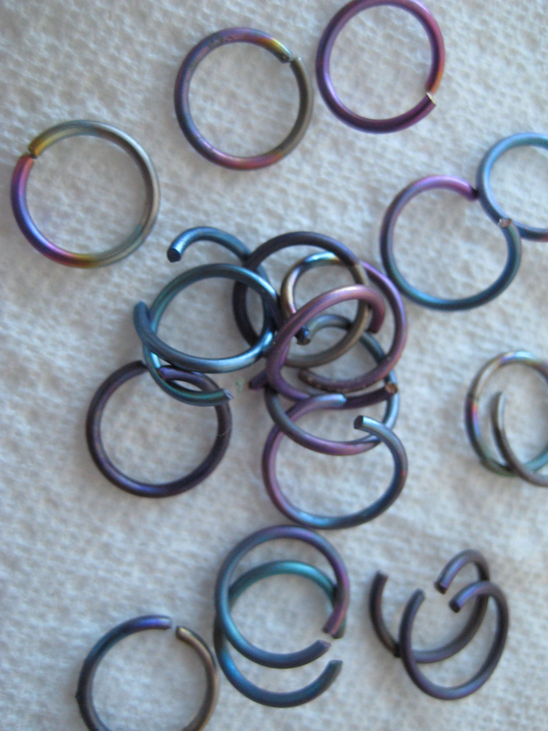 Anodizing Titanium Rings : 5 Steps (with Pictures) - Instructables