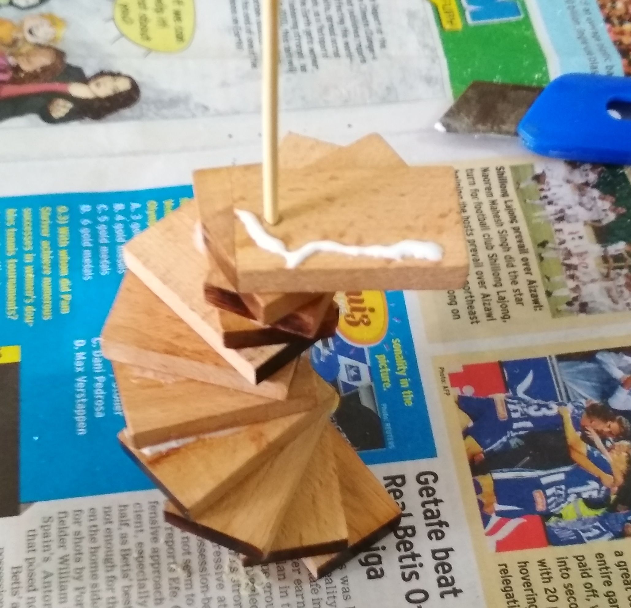 Dice Tower : 7 Steps (with Pictures) - Instructables