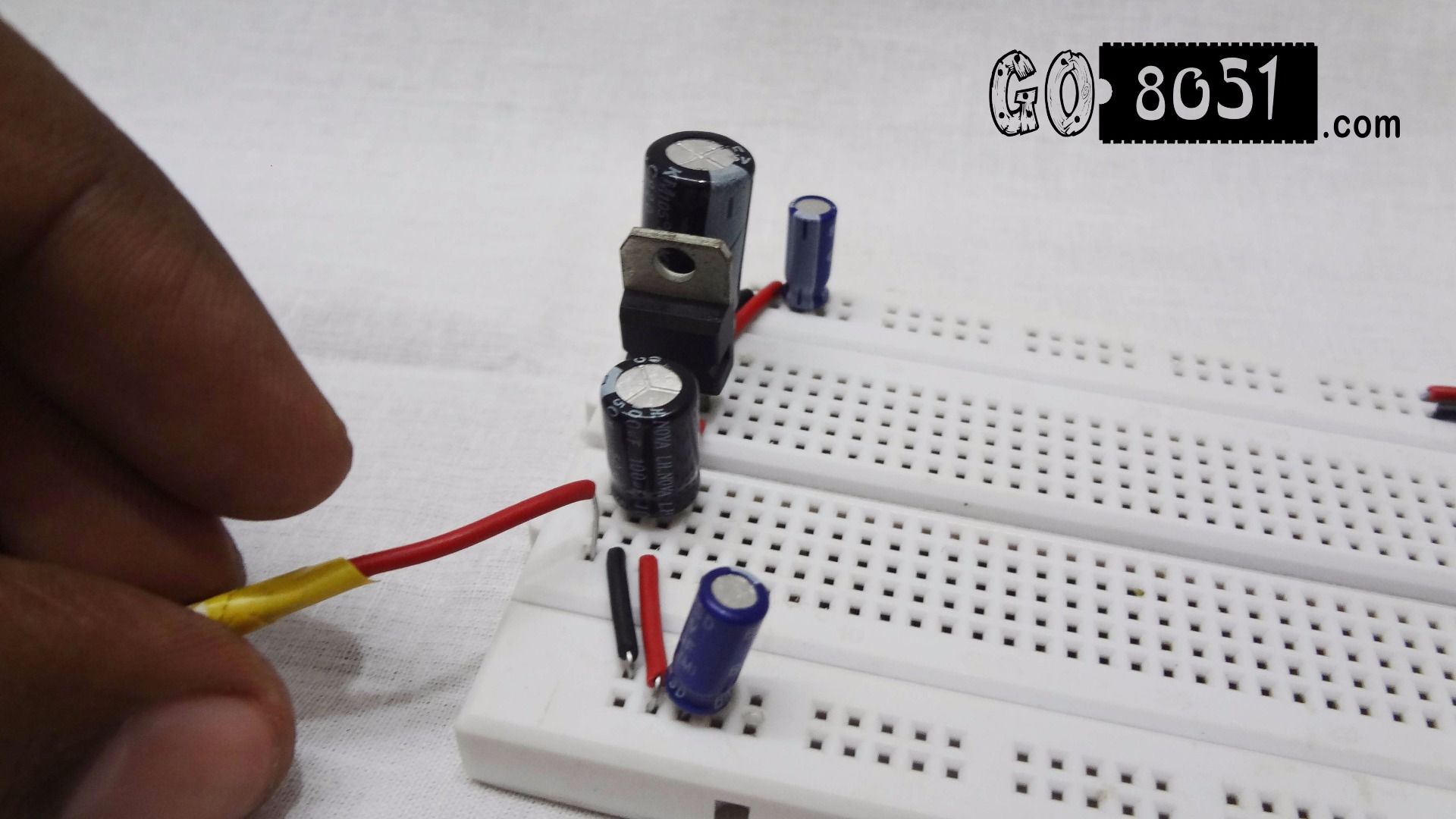 Breadboard 5V Power Stage Tutorial : 5 Steps - Instructables