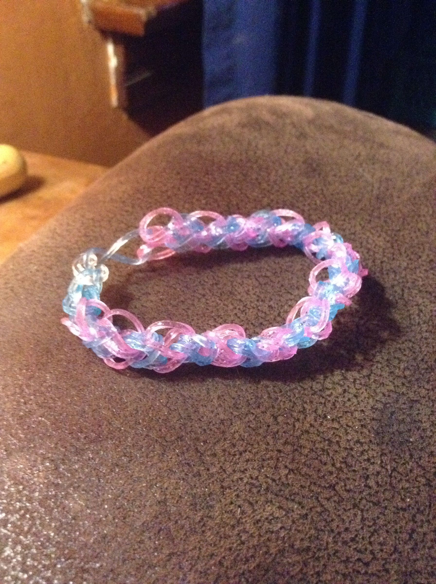 Rainbow Loom Diamond Bracelet : 20 Steps - Instructables
