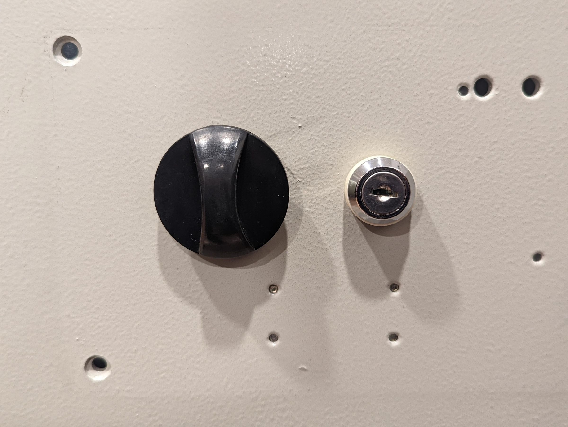 Fingerprint Safe : 5 Steps (with Pictures) - Instructables