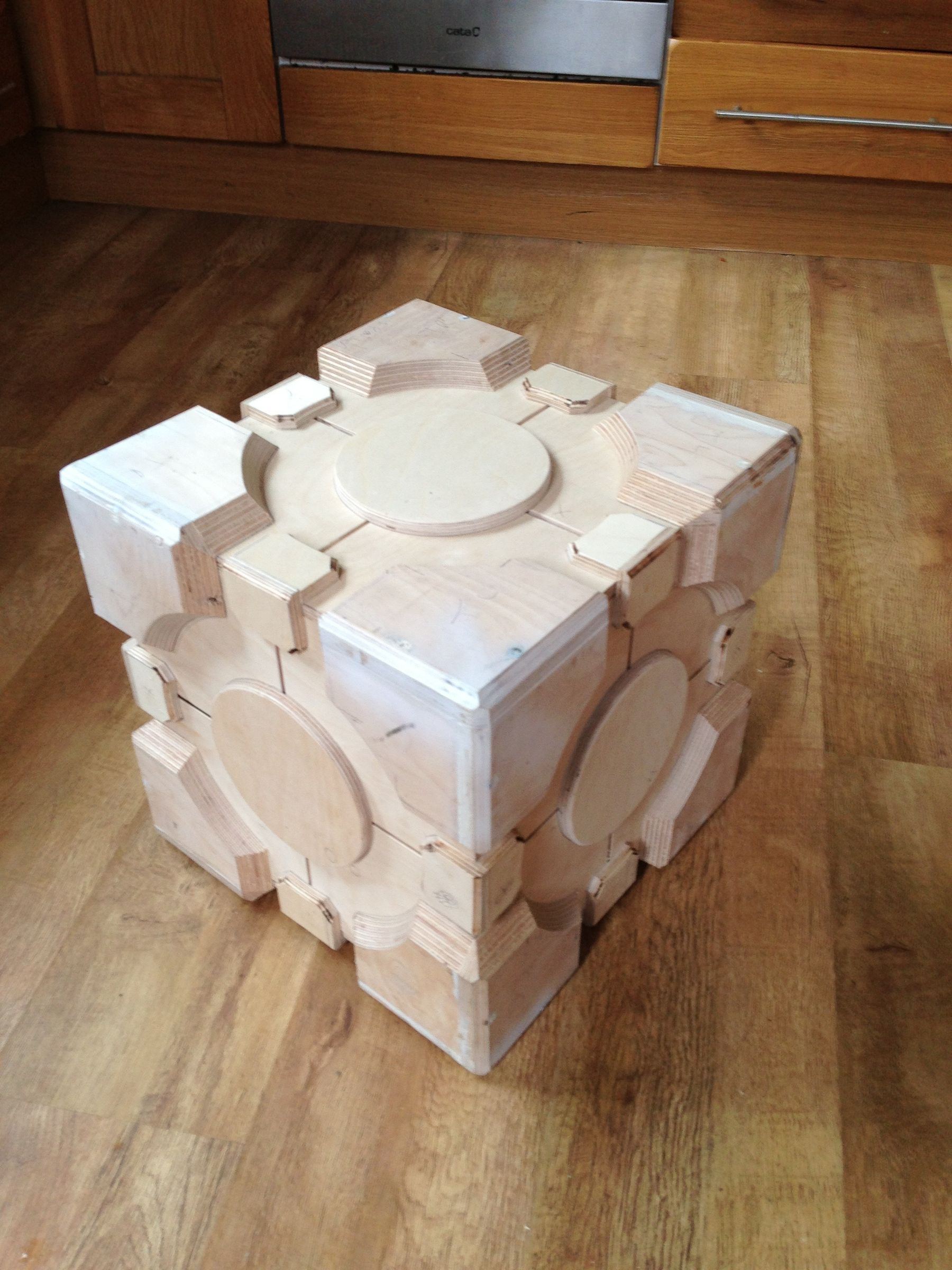 Portal Companion Cube : 14 Steps (with Pictures) - Instructables