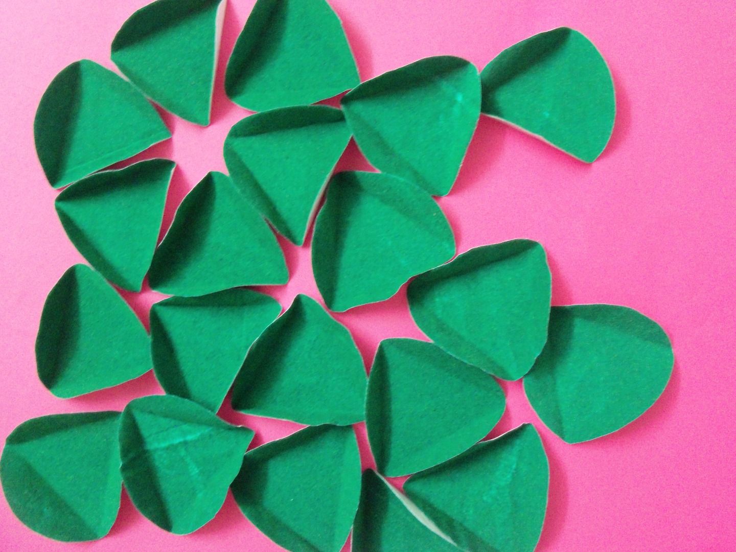 Decorative Paper Orbs : 5 Steps (with Pictures) - Instructables
