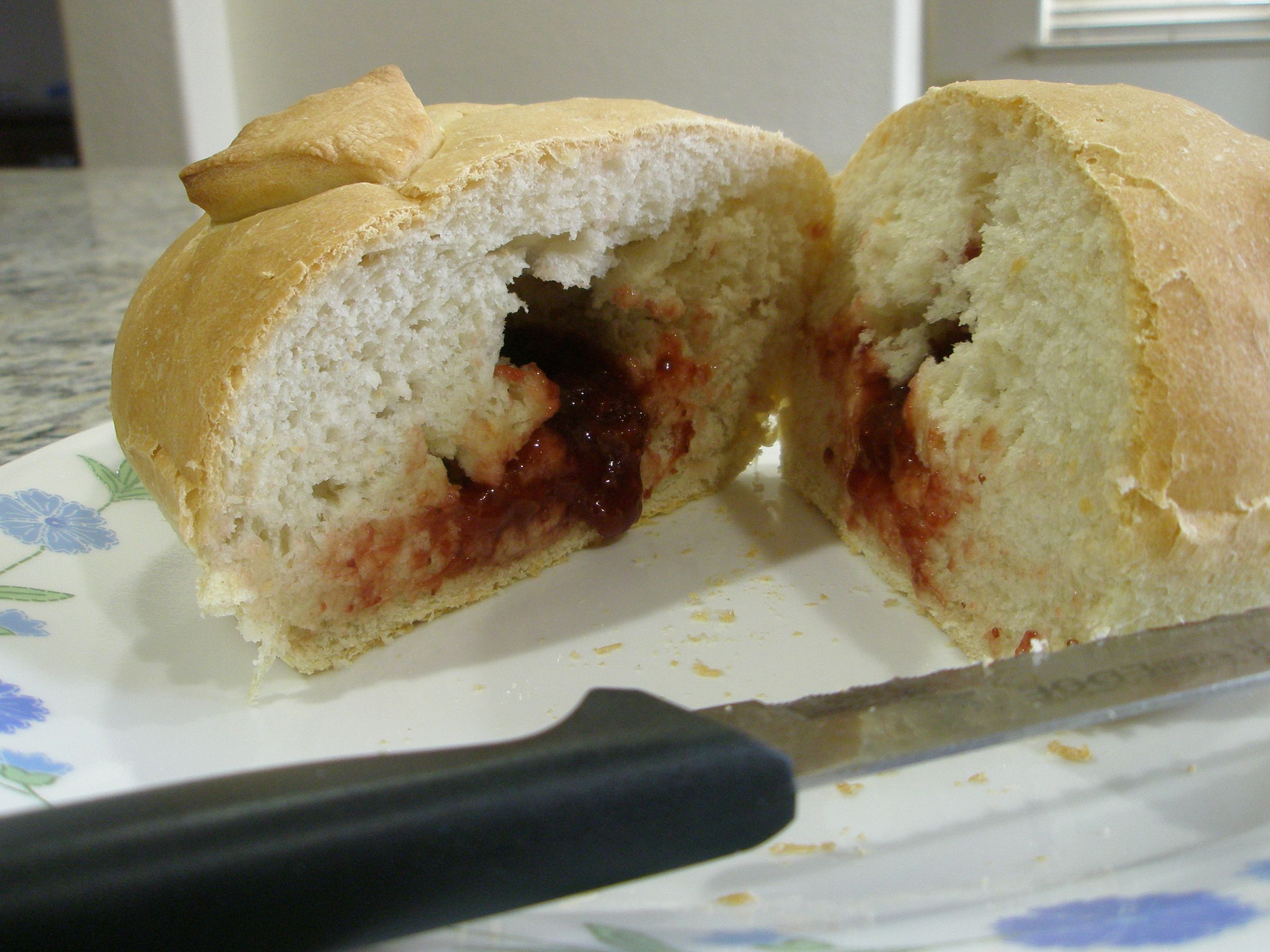 Jam-filled "bleeding" Pig : 15 Steps (with Pictures) - Instructables