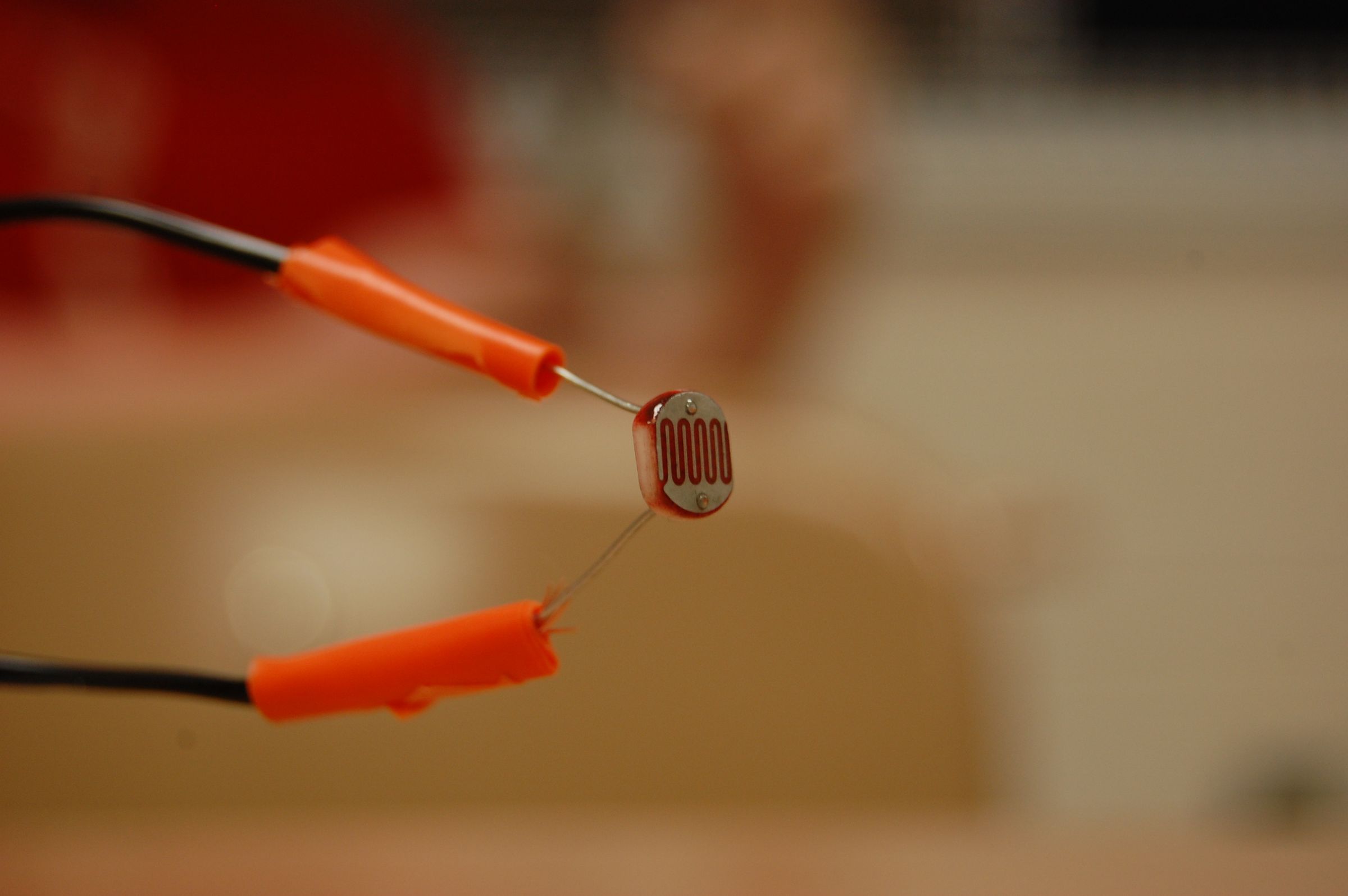 LASER MICROPHONE : 4 Steps - Instructables