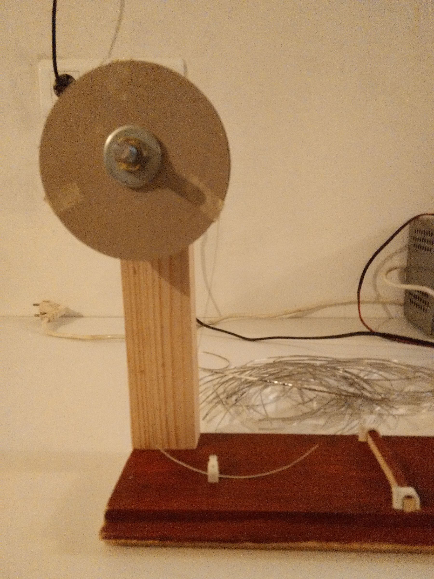 Tabbing Wire Support for Easy Cutting. : 3 Steps - Instructables