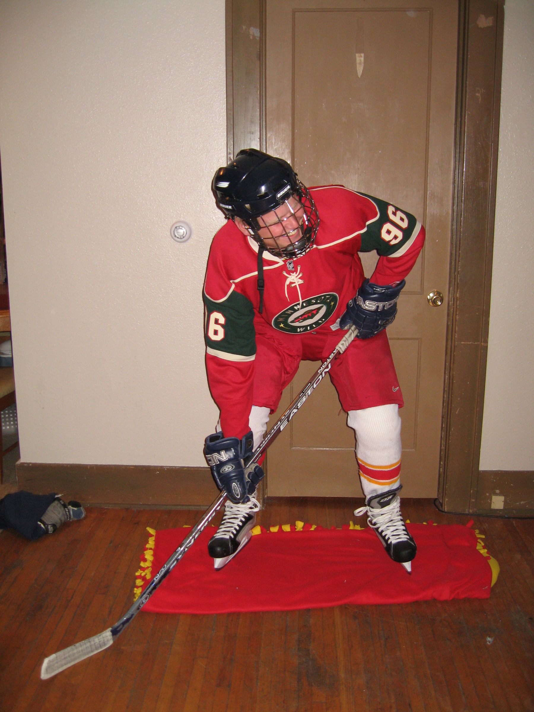 A How to - Gearing Up for Hockey : 10 Steps (with Pictures) - Instructables