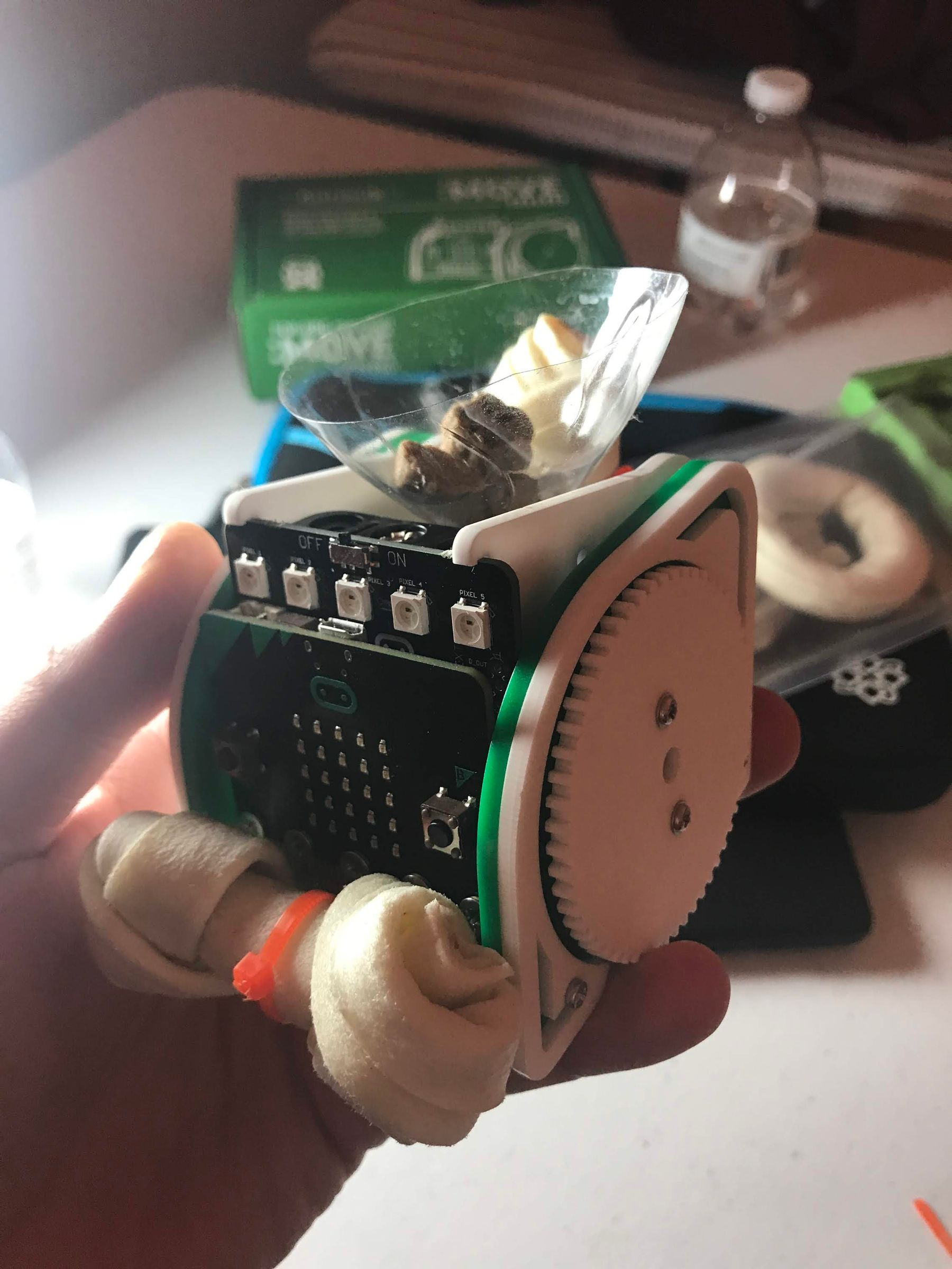 Microbit Remotable Dog Toy Using Kitronik MOVE Kit : 7 Steps ...