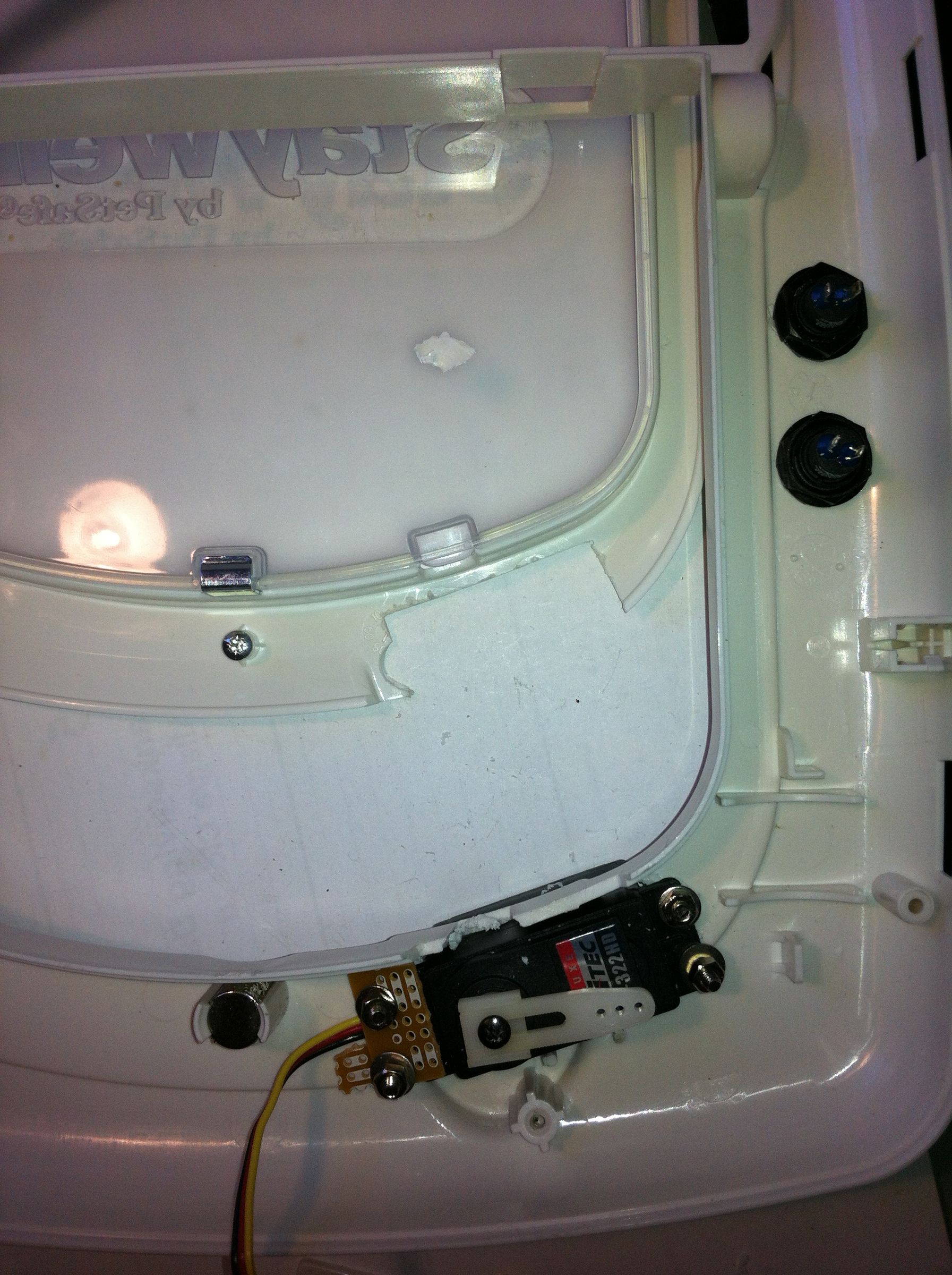 Pet Curfew: an Arduino Controlled Pet Door : 7 Steps (with Pictures ...