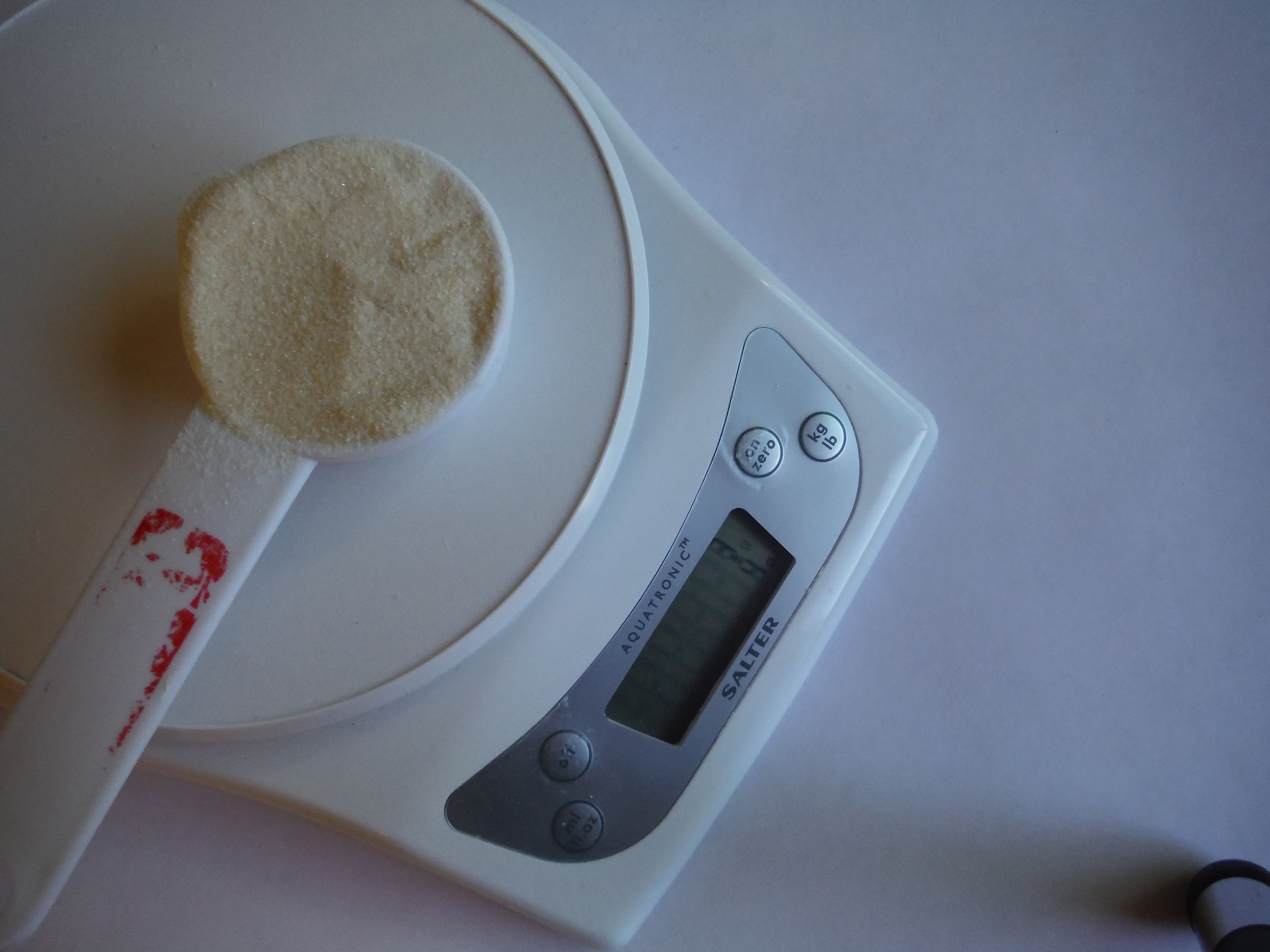 How to Make (edible) Creepy Things Encapsulated in Gelatin : 10 Steps ...