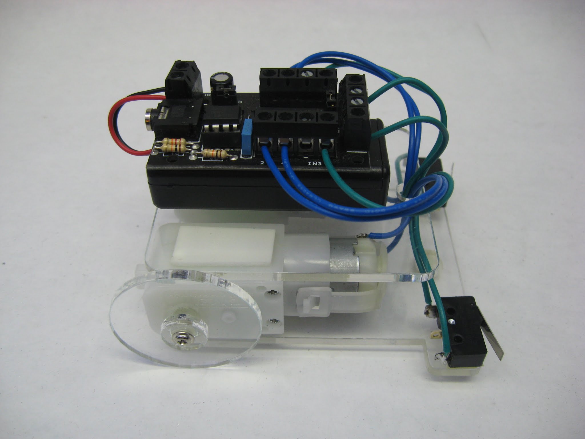 Picaxe MakerFaire Special Robot : 14 Steps (with Pictures) - Instructables