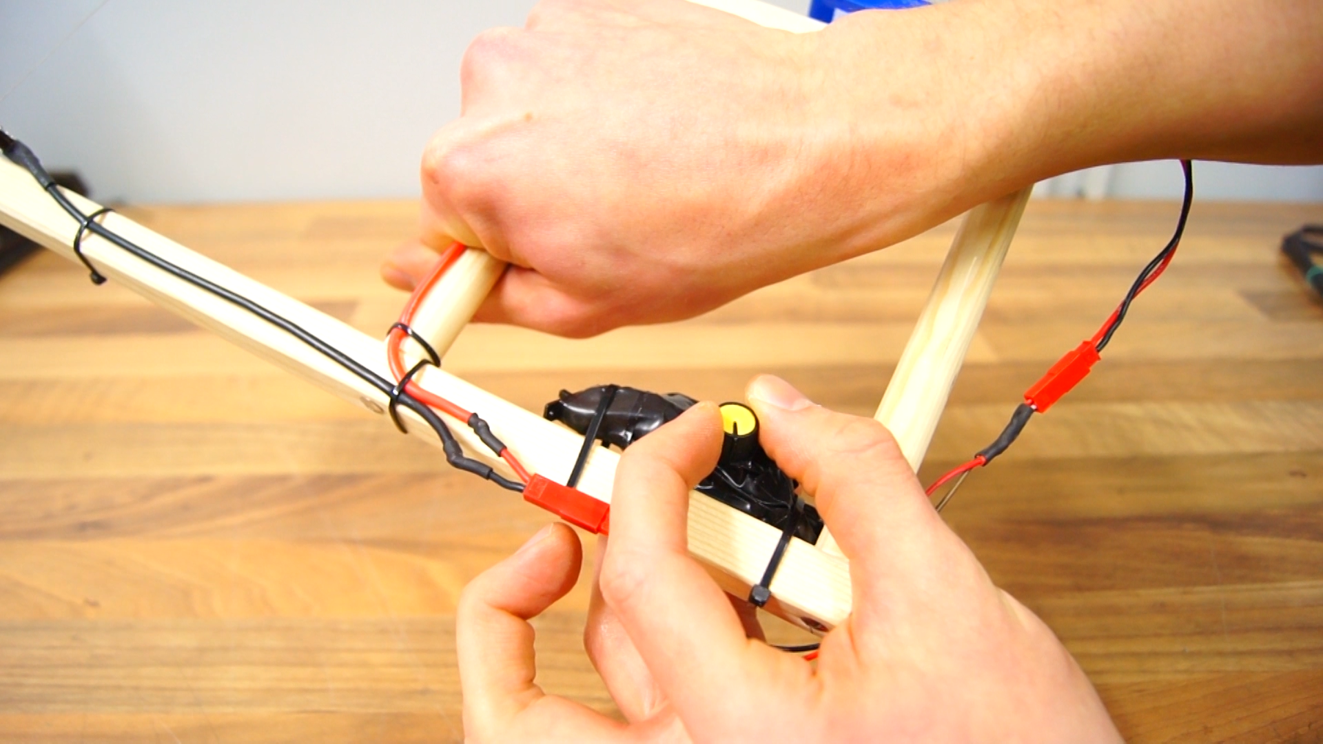DIY Hot Wire Cutter - Portable Version : 5 Steps (with Pictures ...
