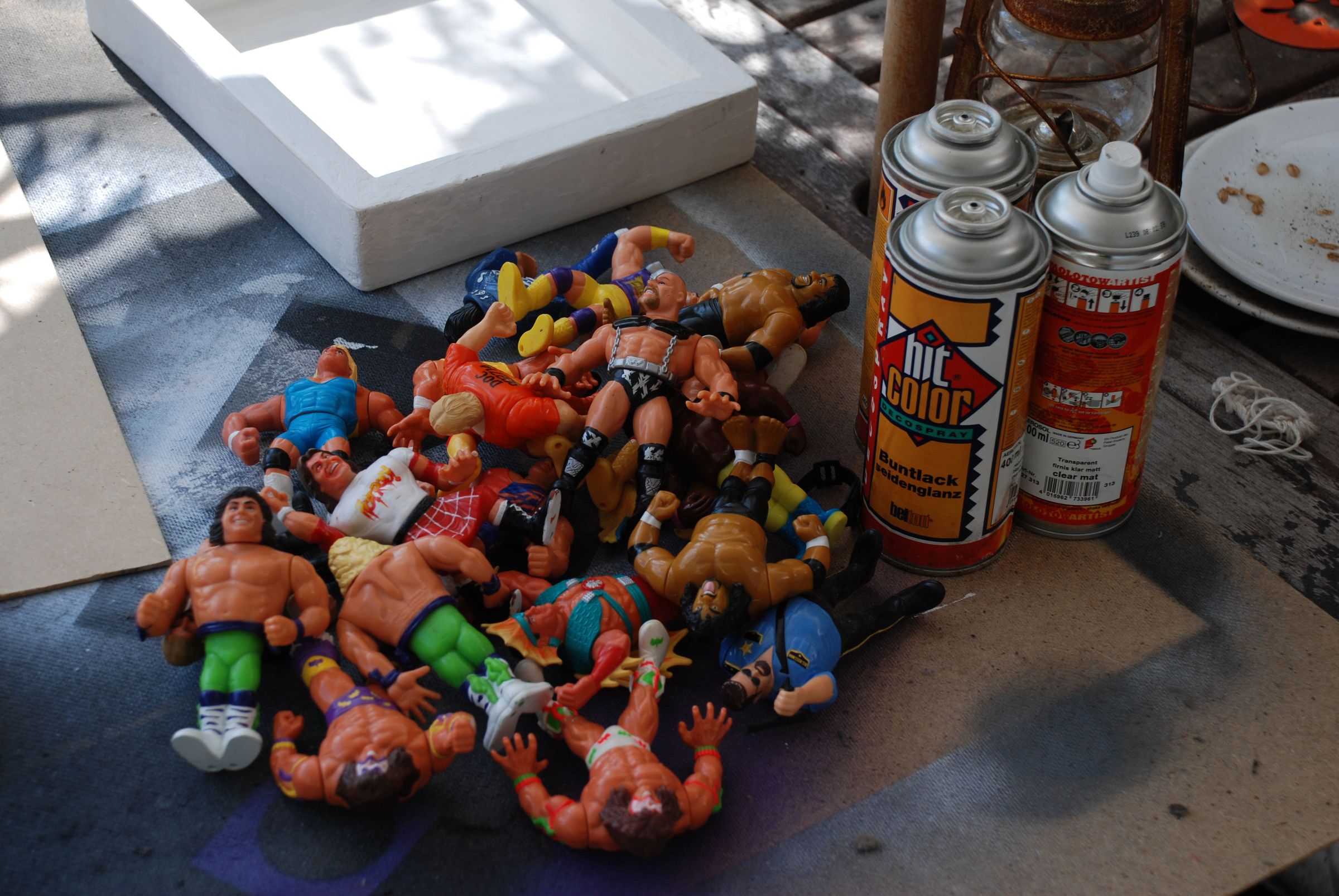 Turn Your Old Actiontoys Into Art - Instructables