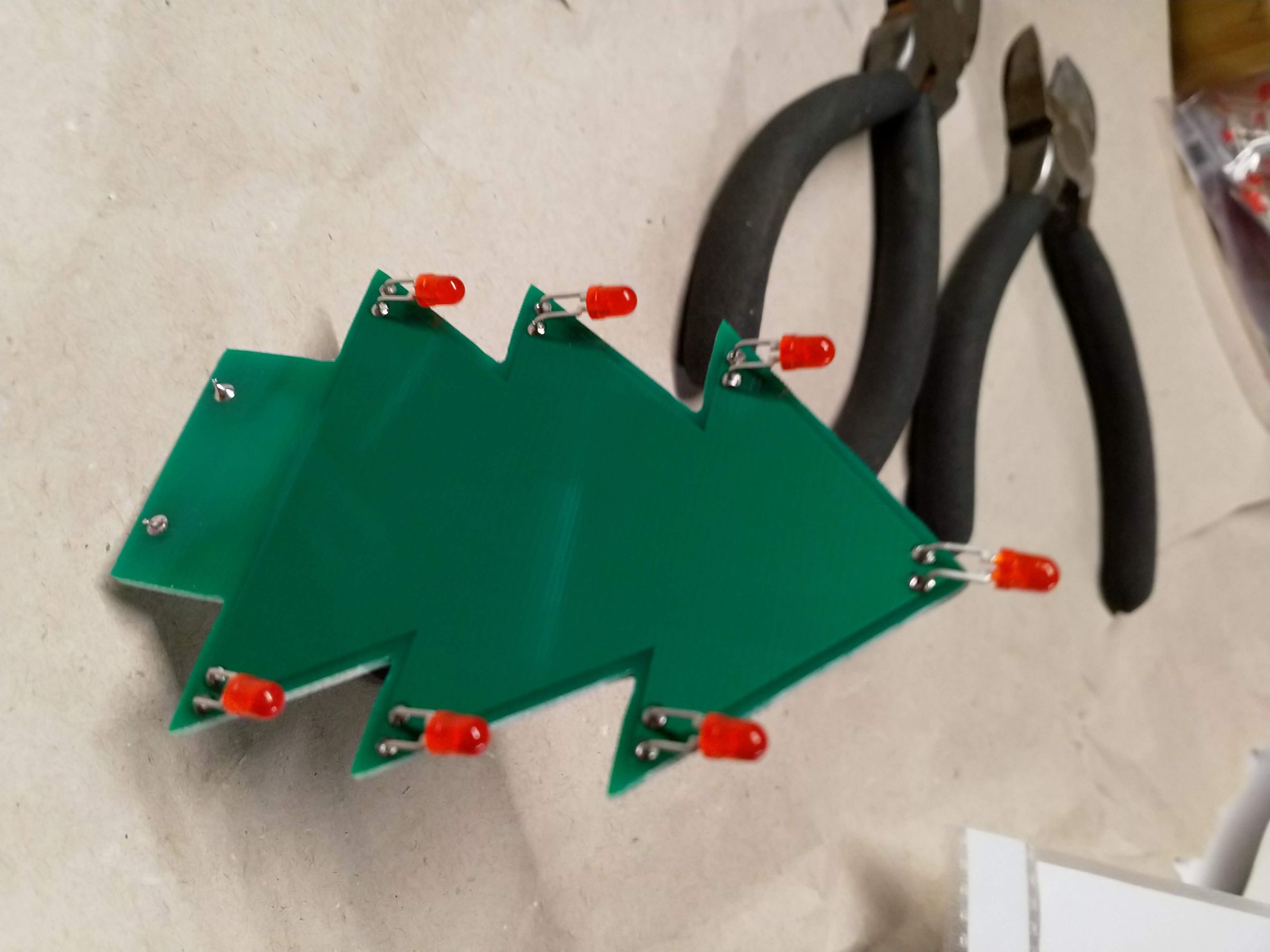 The Open Xmas Tree : 5 Steps - Instructables
