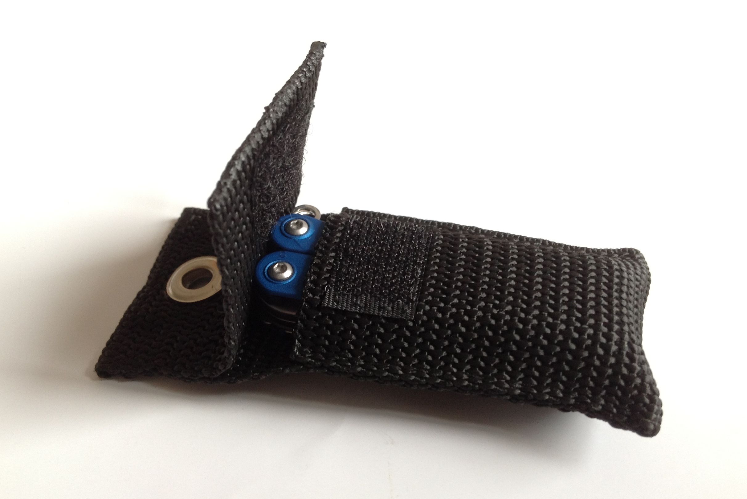 Pouch Design for Every Day Carry Items : 7 Steps (with Pictures ...