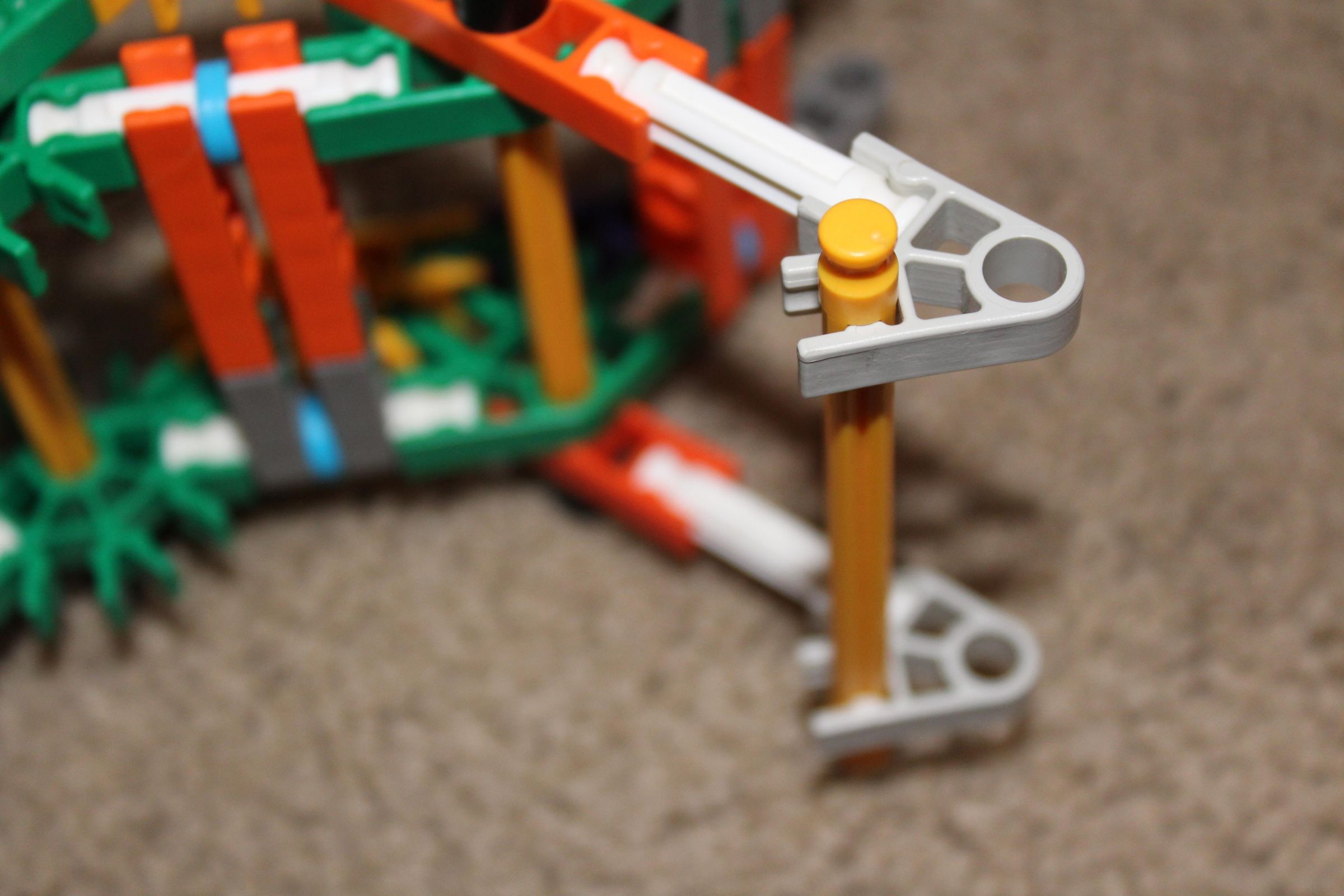 K'nex Flying Lawn Chair : 4 Steps - Instructables