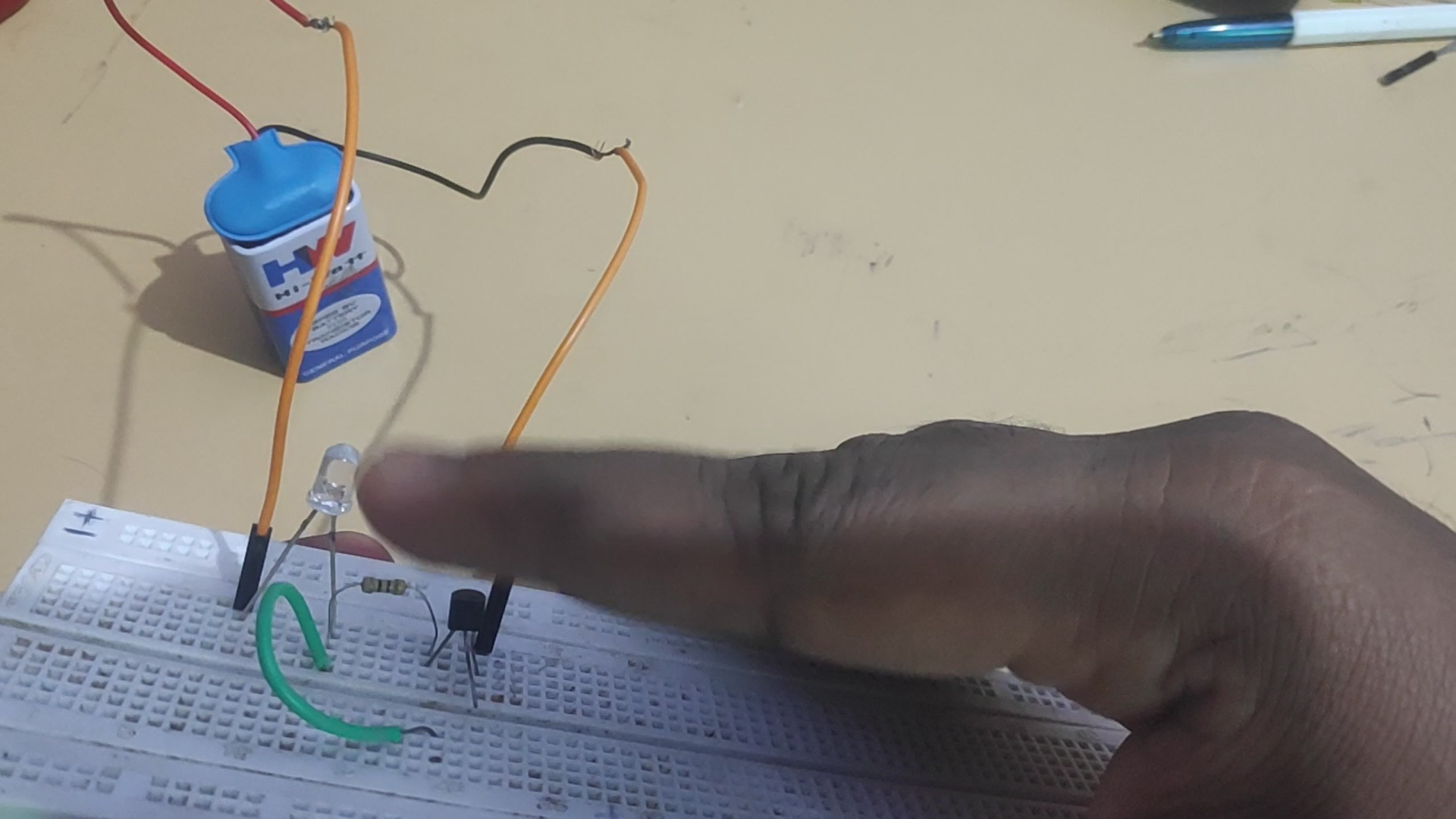 TOUCH SENSOR USING BC547 TRANSISTOR : 3 Steps - Instructables