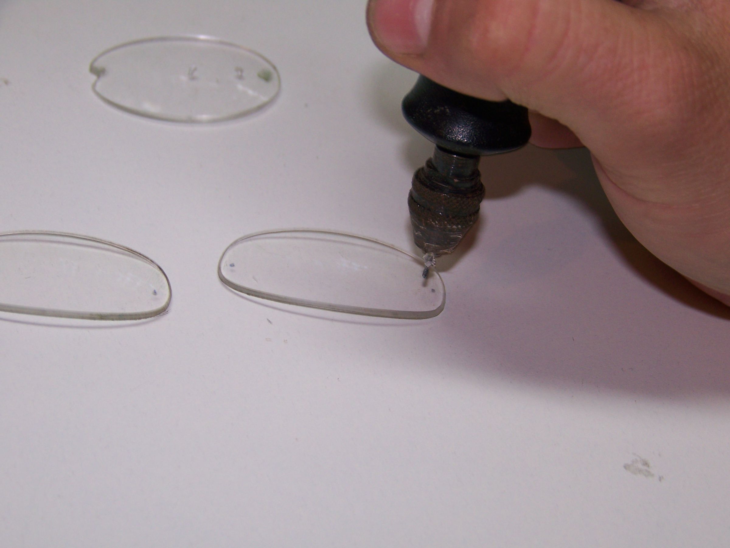 Super Easy Glasses Repair : 5 Steps (with Pictures) - Instructables