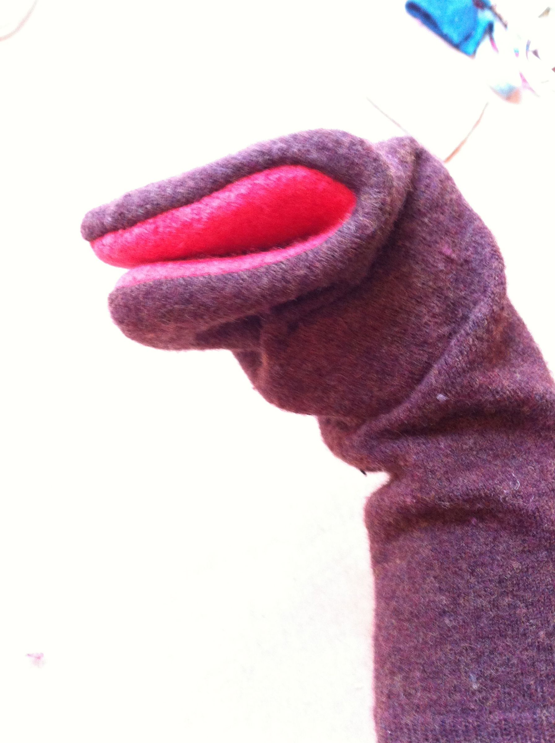 Simple Sweater Puppet : 6 Steps - Instructables