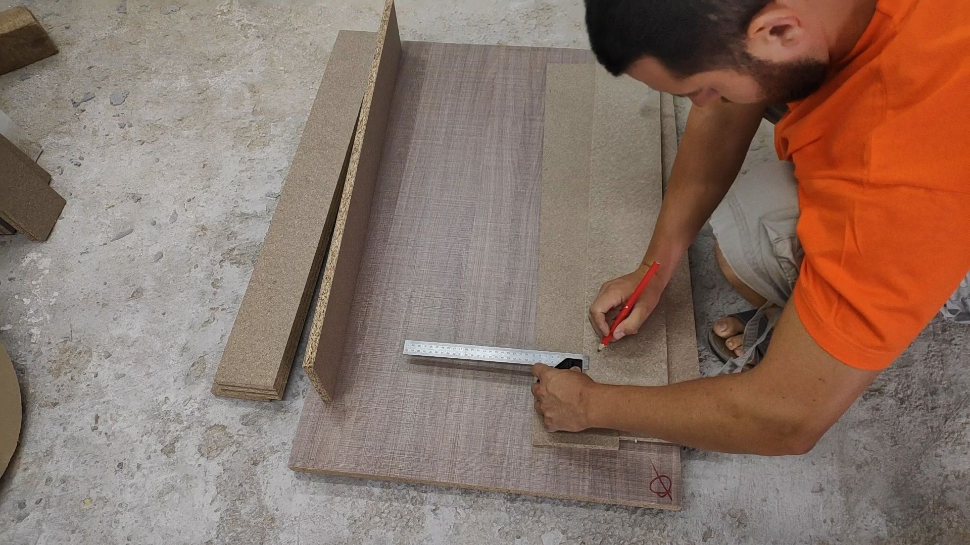 Less Than $50 Particleboard Workbench : 9 Steps (with Pictures ...