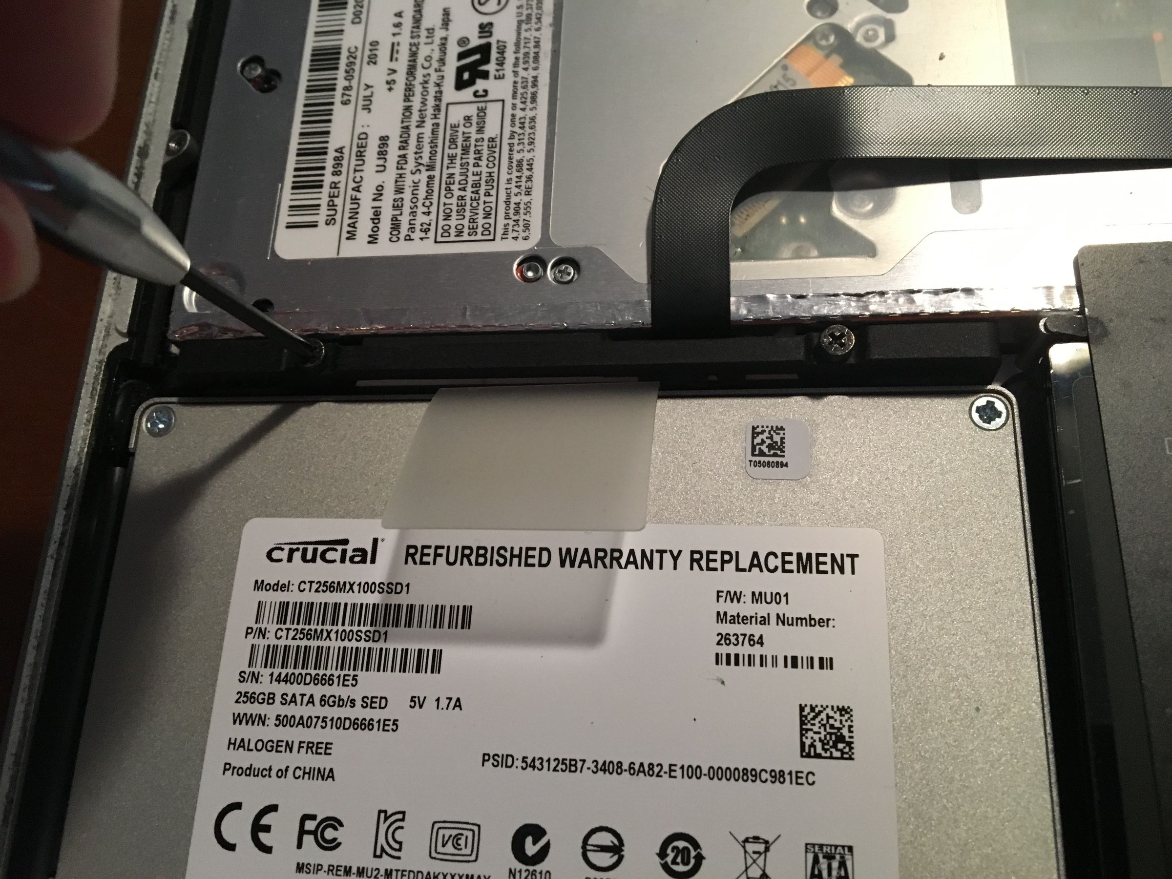 How to Replace HDD/SSD SATA Cable in MacBook Pro : 18 Steps (with ...
