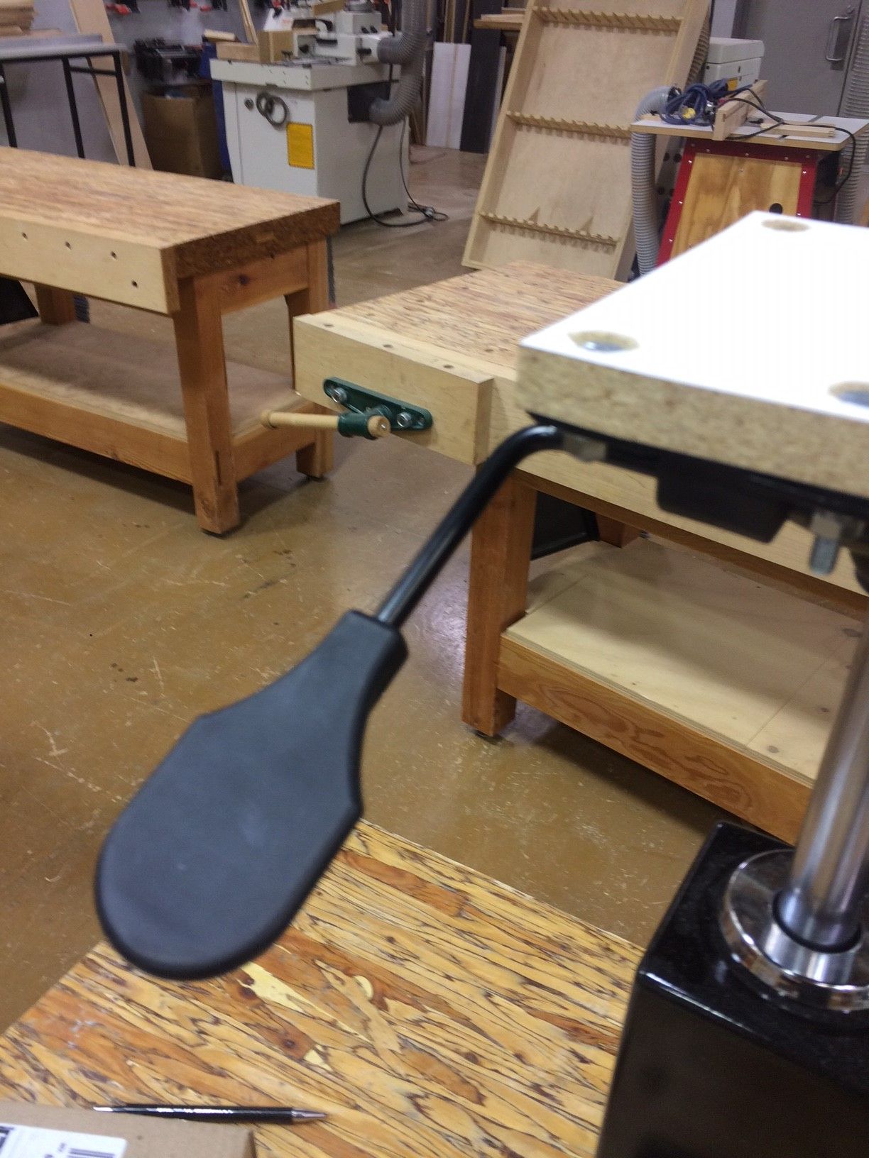 Pneumatic Adjustable Piano Bench : 20 Steps (with Pictures) - Instructables