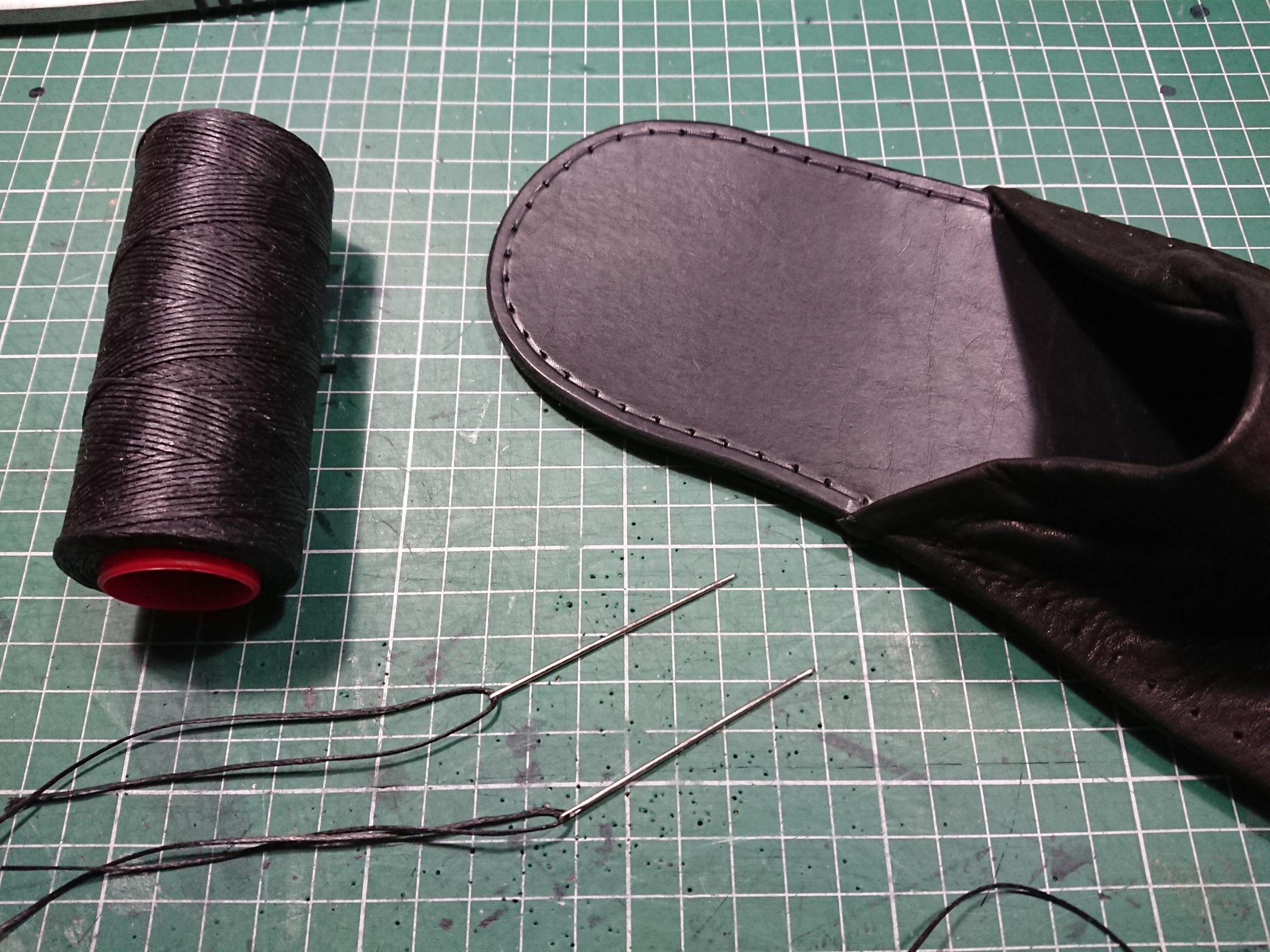 Making Leather Slippers : 9 Steps (with Pictures) - Instructables