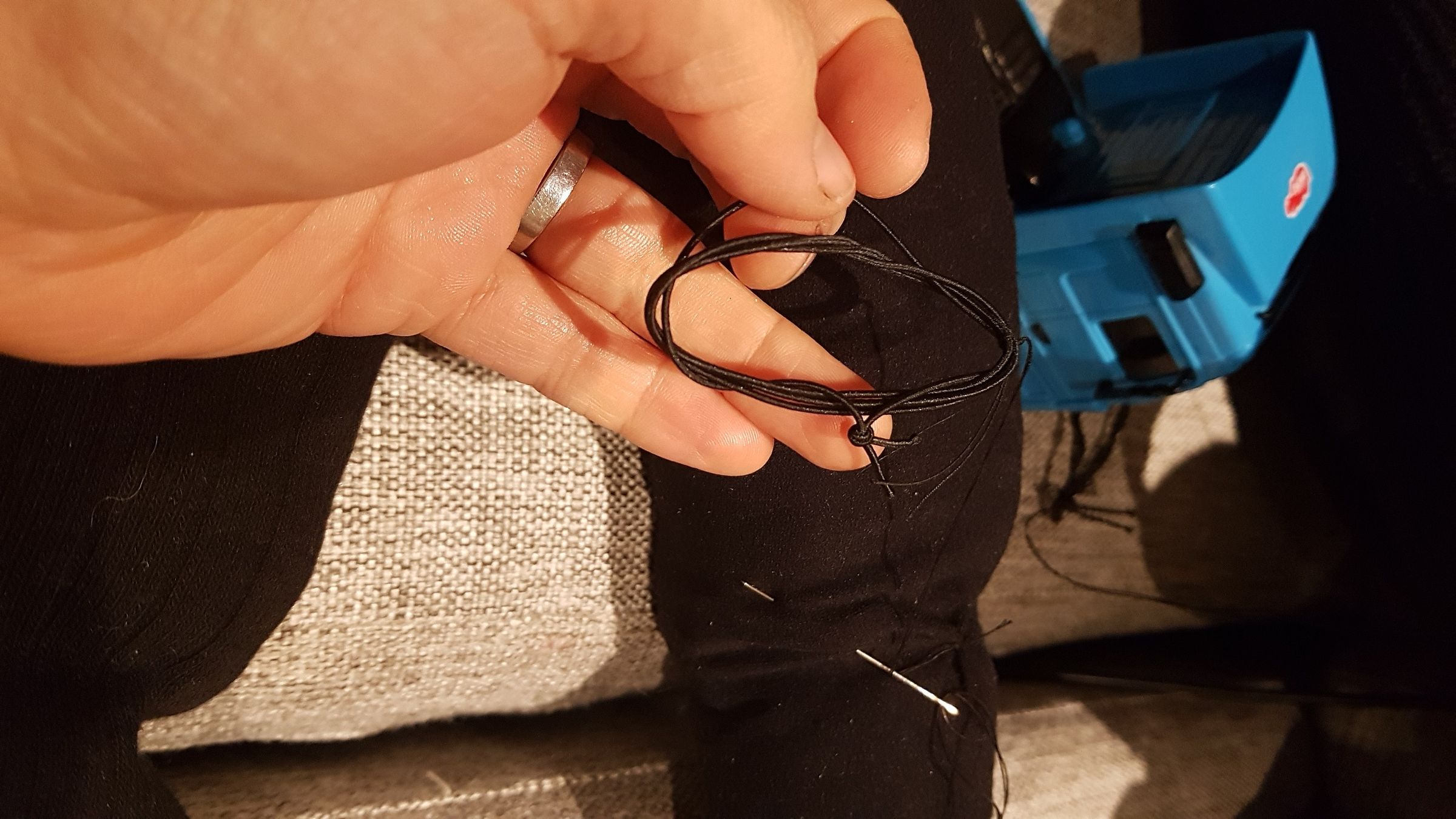 Easy Spider Costume : 6 Steps - Instructables