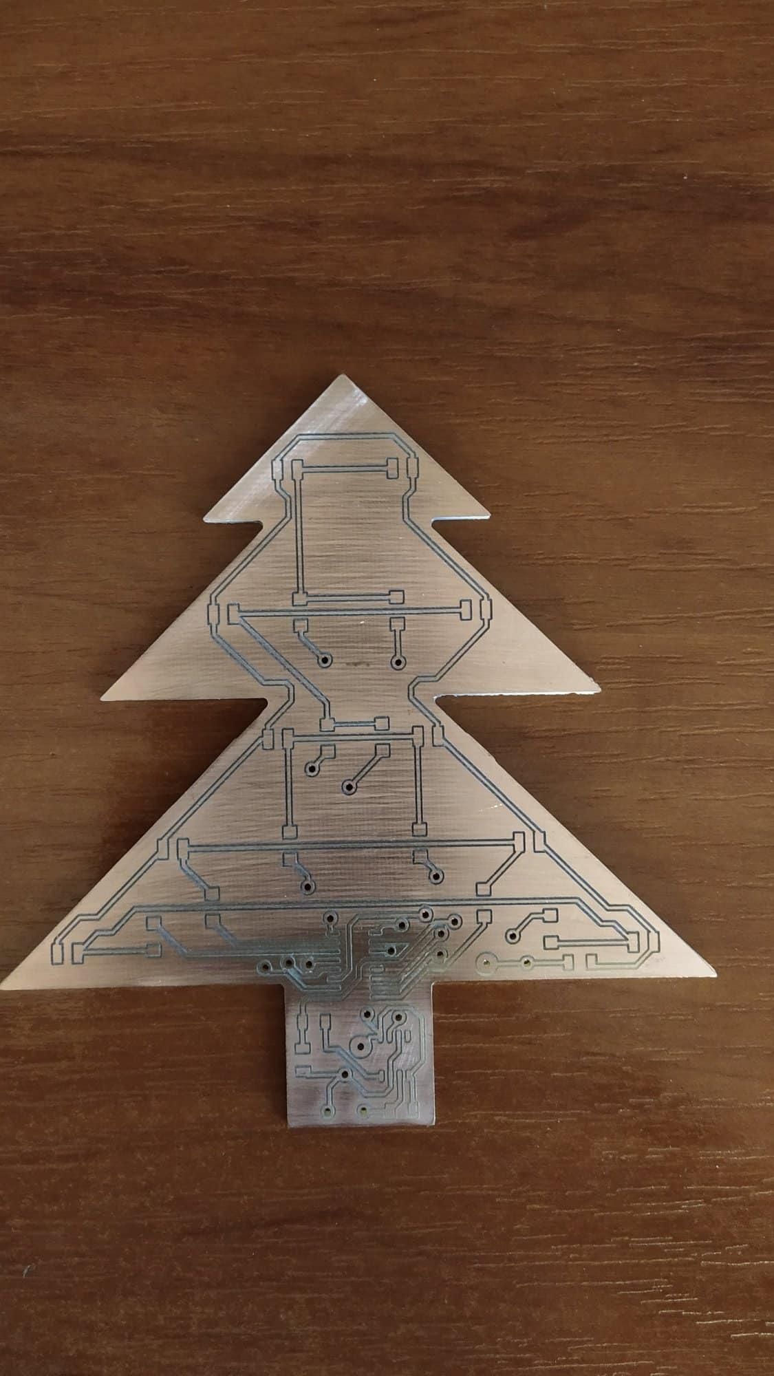 Electronic Xmas Tree : 4 Steps - Instructables