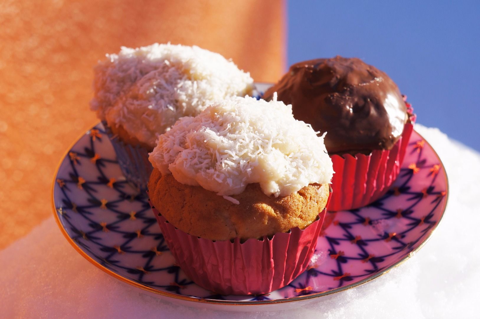 How to Make Snow Cupcakes and Snow Ice Cream : 8 Steps (with Pictures ...