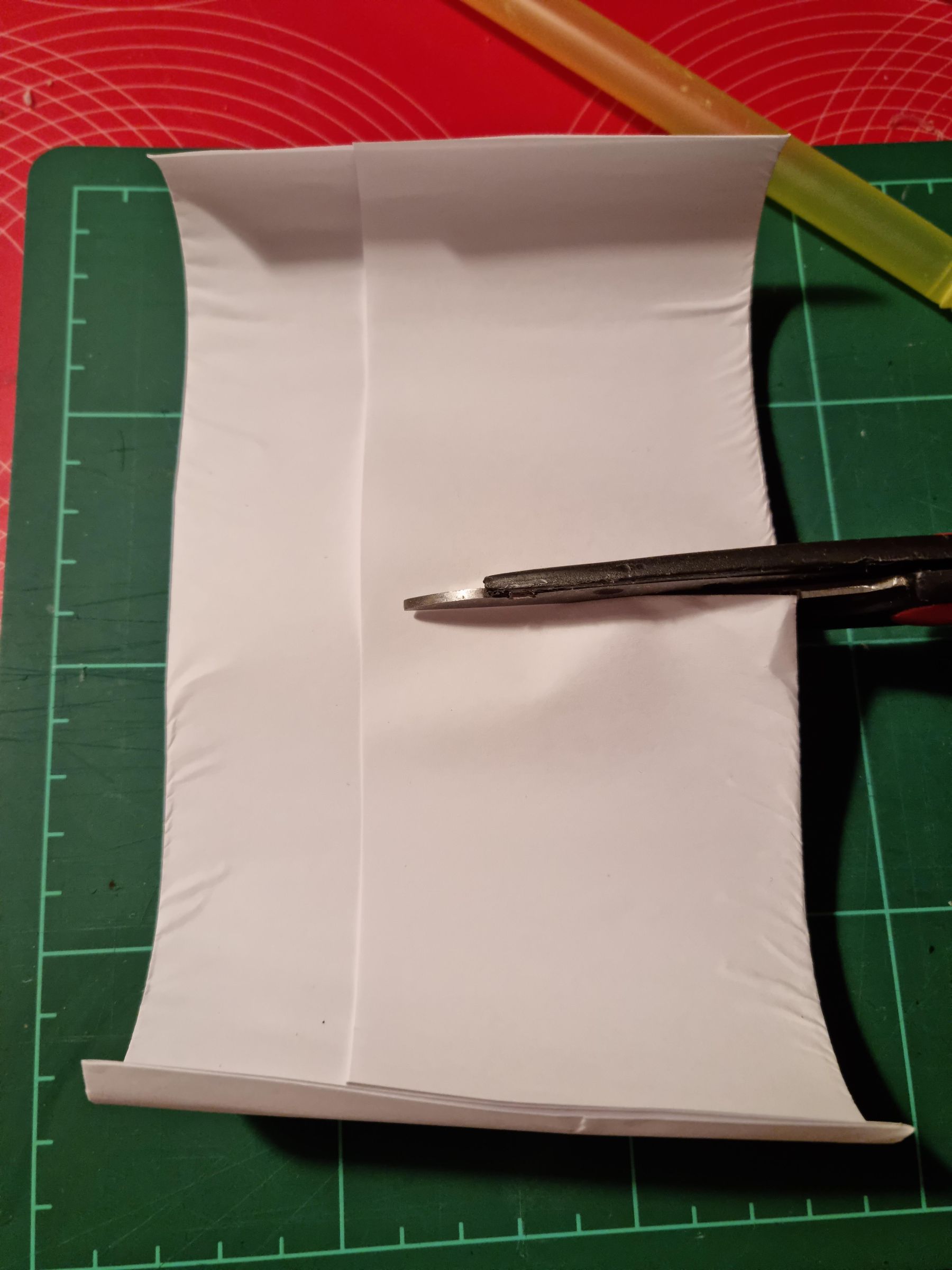 Easy Revolvers From Cardboard : 5 Steps - Instructables
