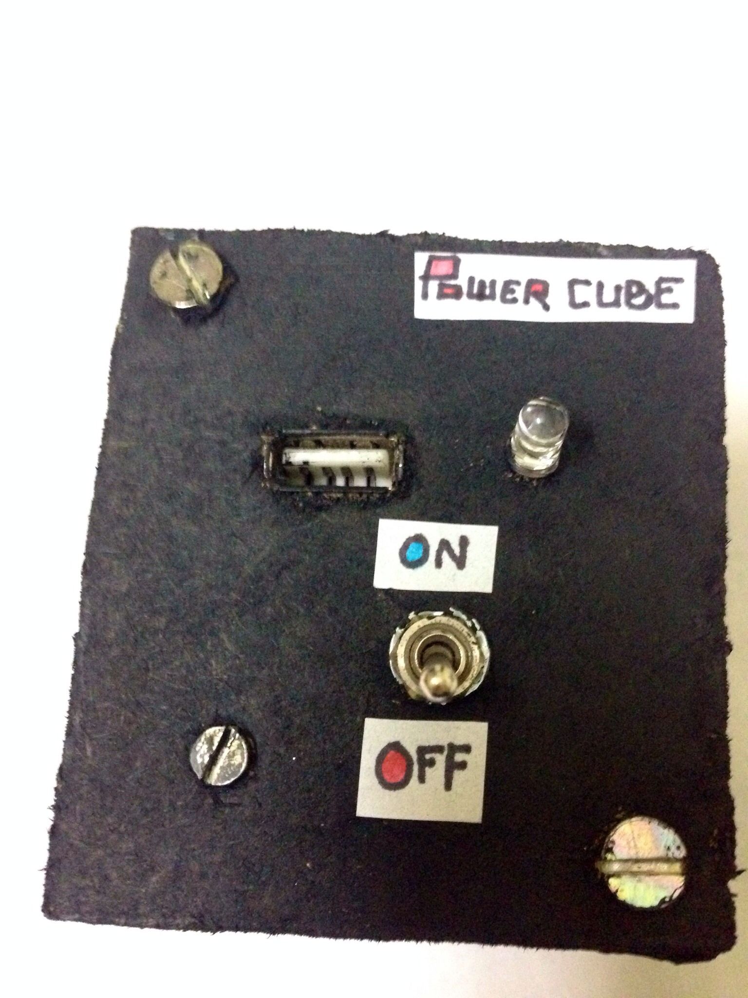 DIY PowerCube! : Ultimate Charging Solution : 10 Steps - Instructables