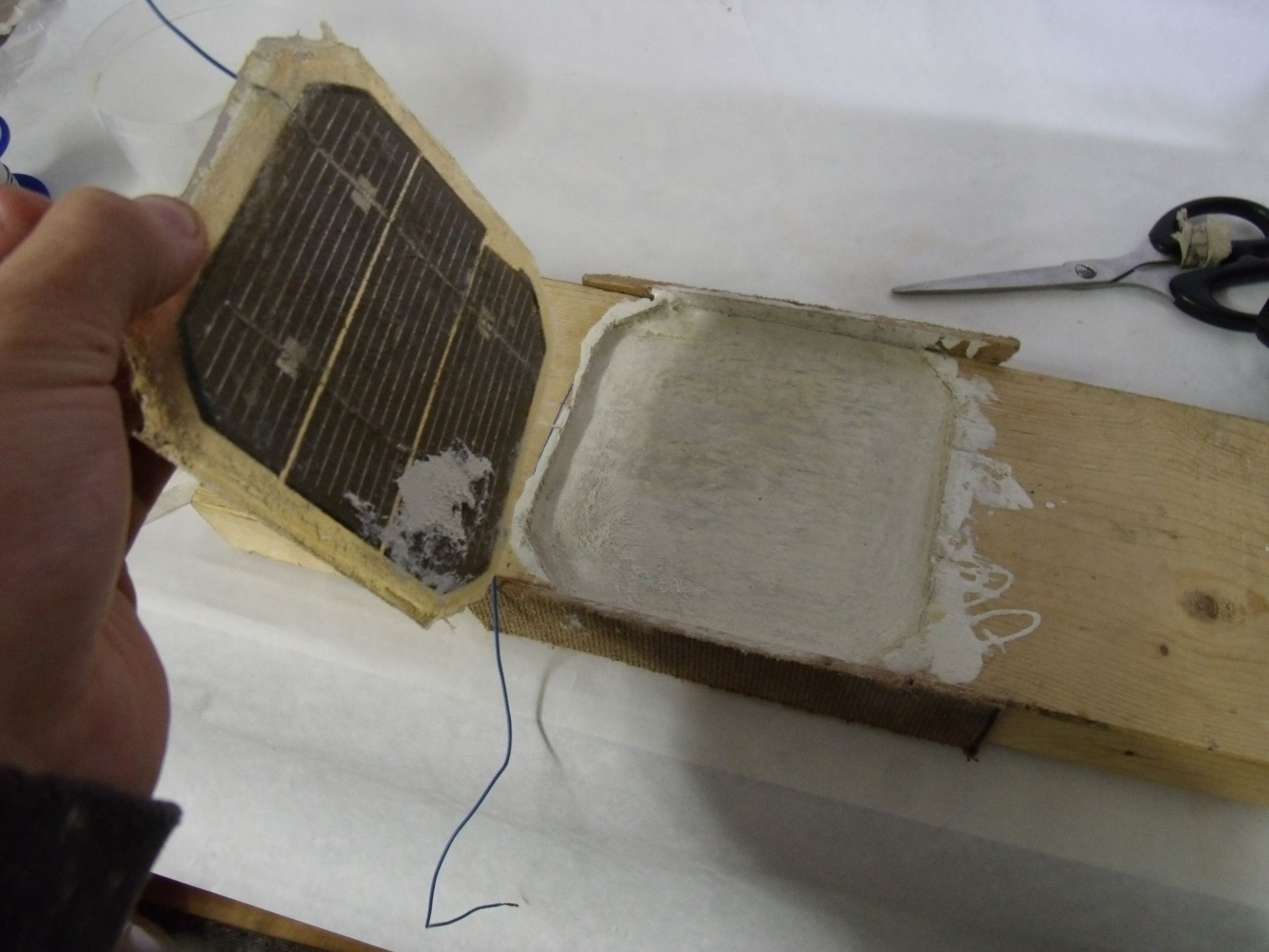 Make Custom Sized Solar Panels : 5 Steps (with Pictures) - Instructables